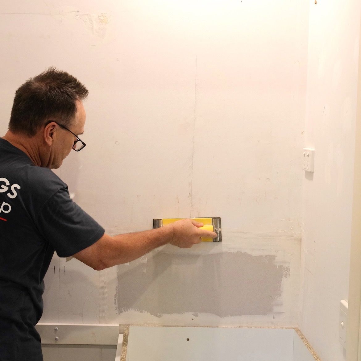 How to repair a plasterboard wall | Bunnings Workshop community
