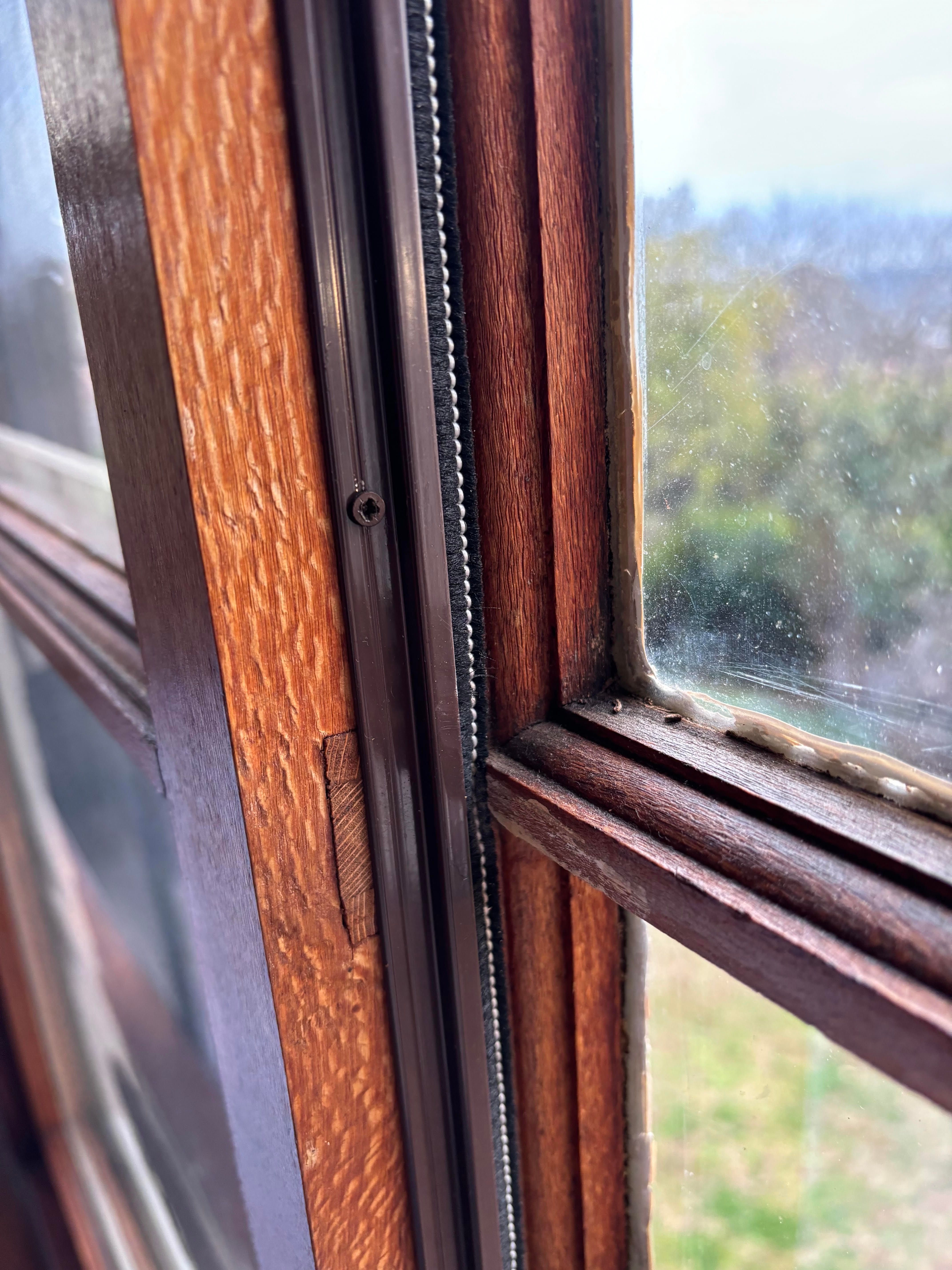 How to seal gaps between sliding timber ... | Bunnings Workshop community