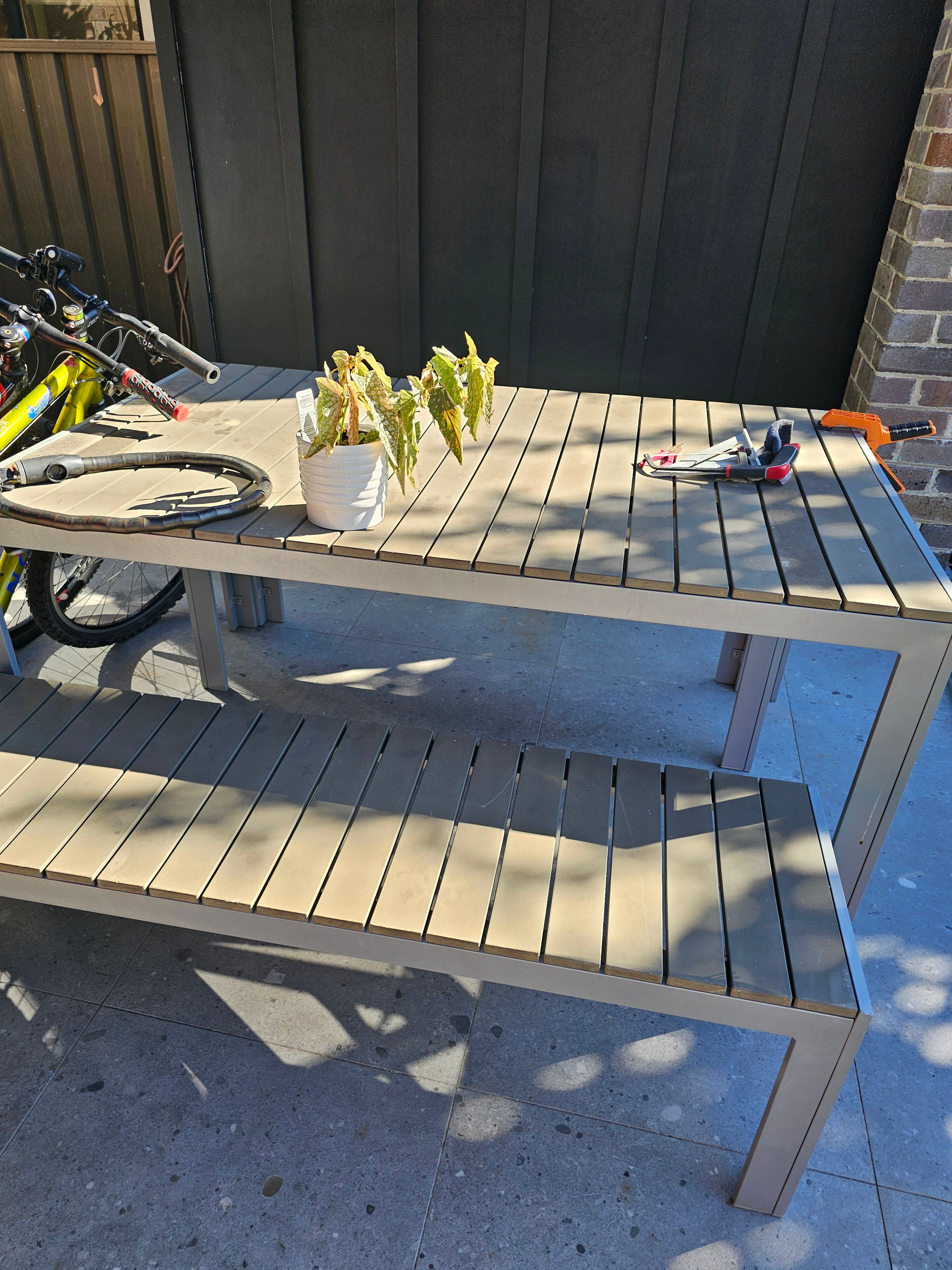 How can I repair this outdoor table? | Bunnings Workshop community