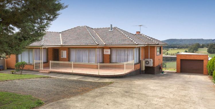 Weatherboard cladding over brick veneer ... | Bunnings Workshop community