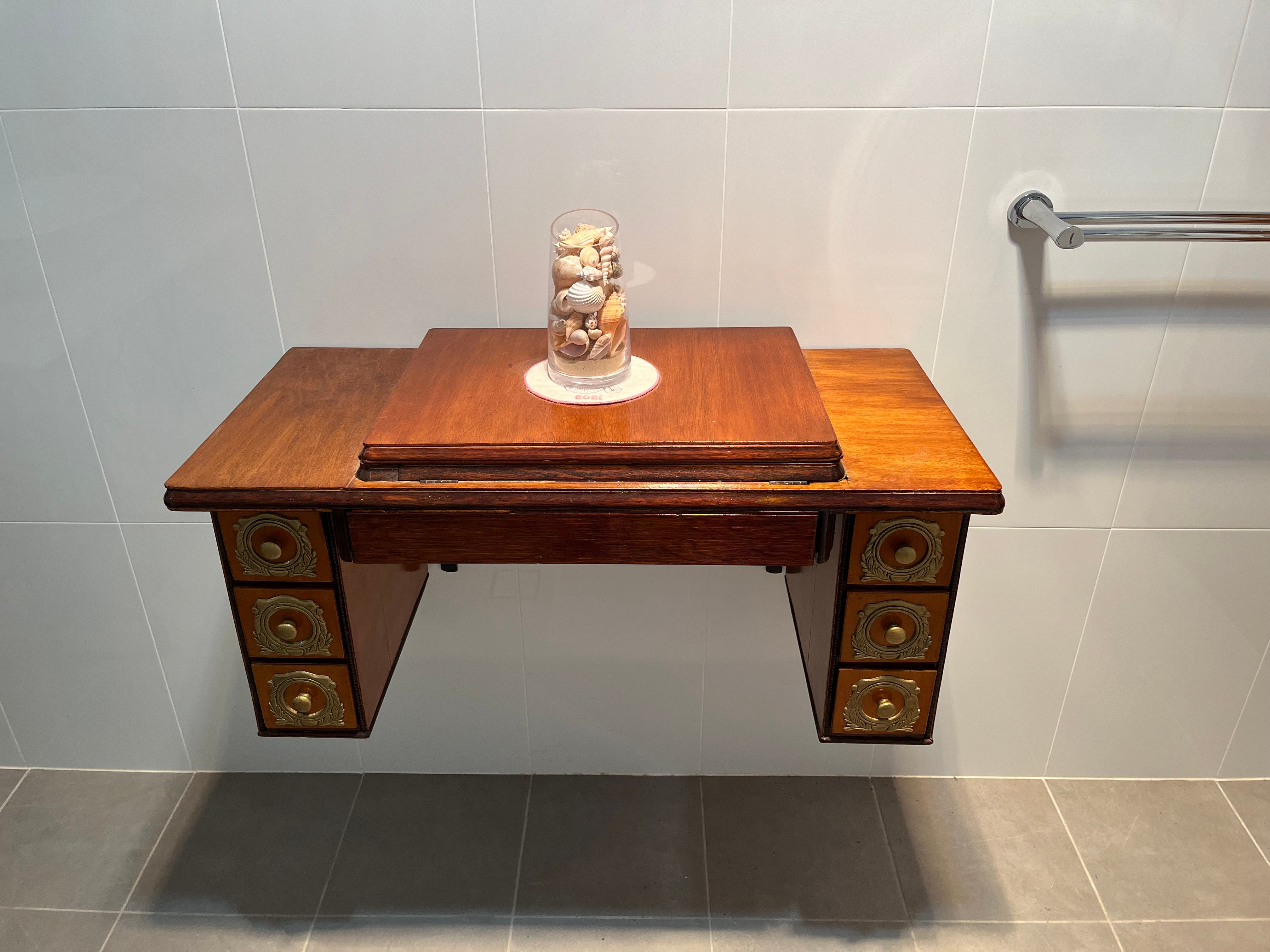 Upcycled Singer sewing machine as vanity | Bunnings Workshop community