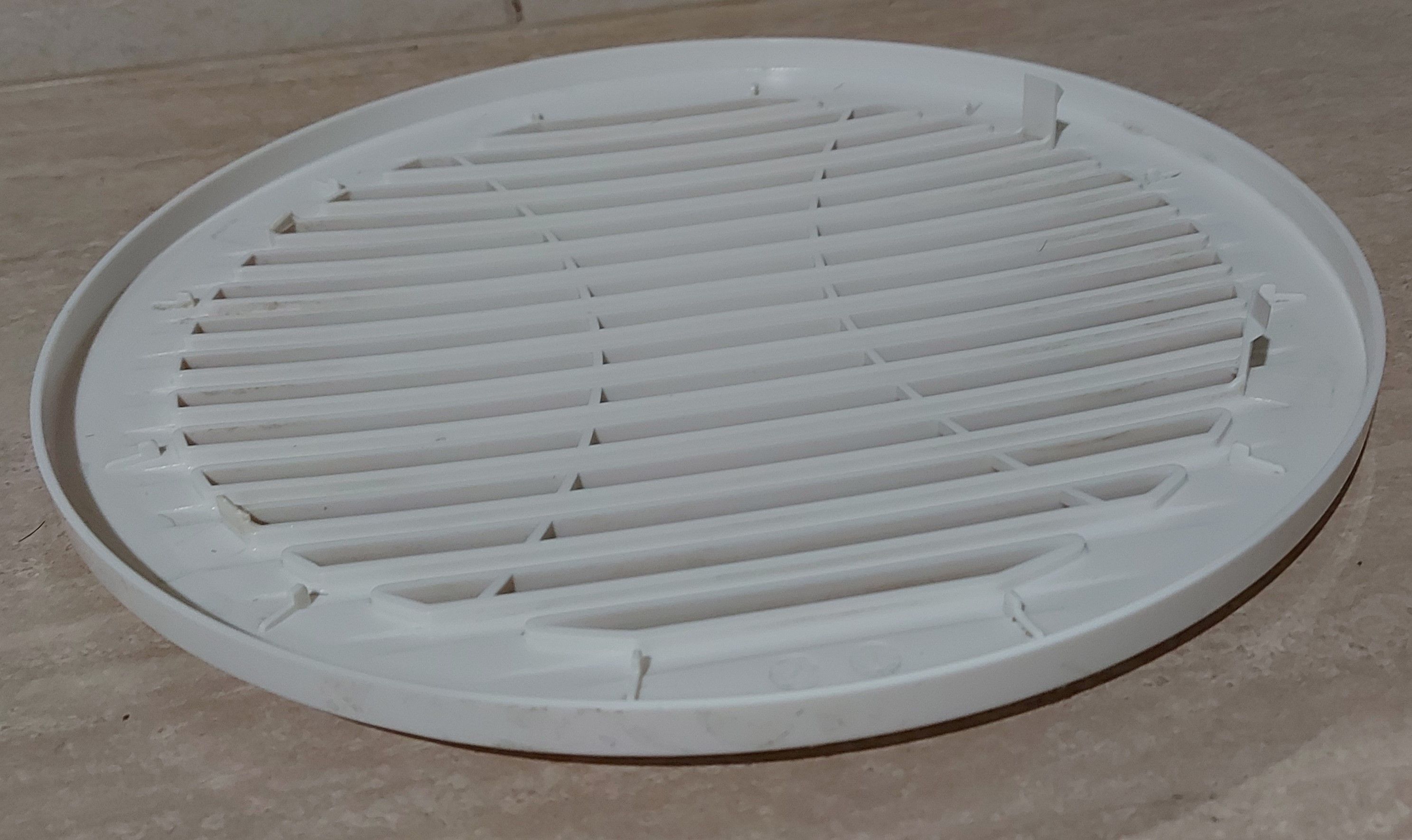 How to reattach exhaust fan facia cover? | Bunnings Workshop community