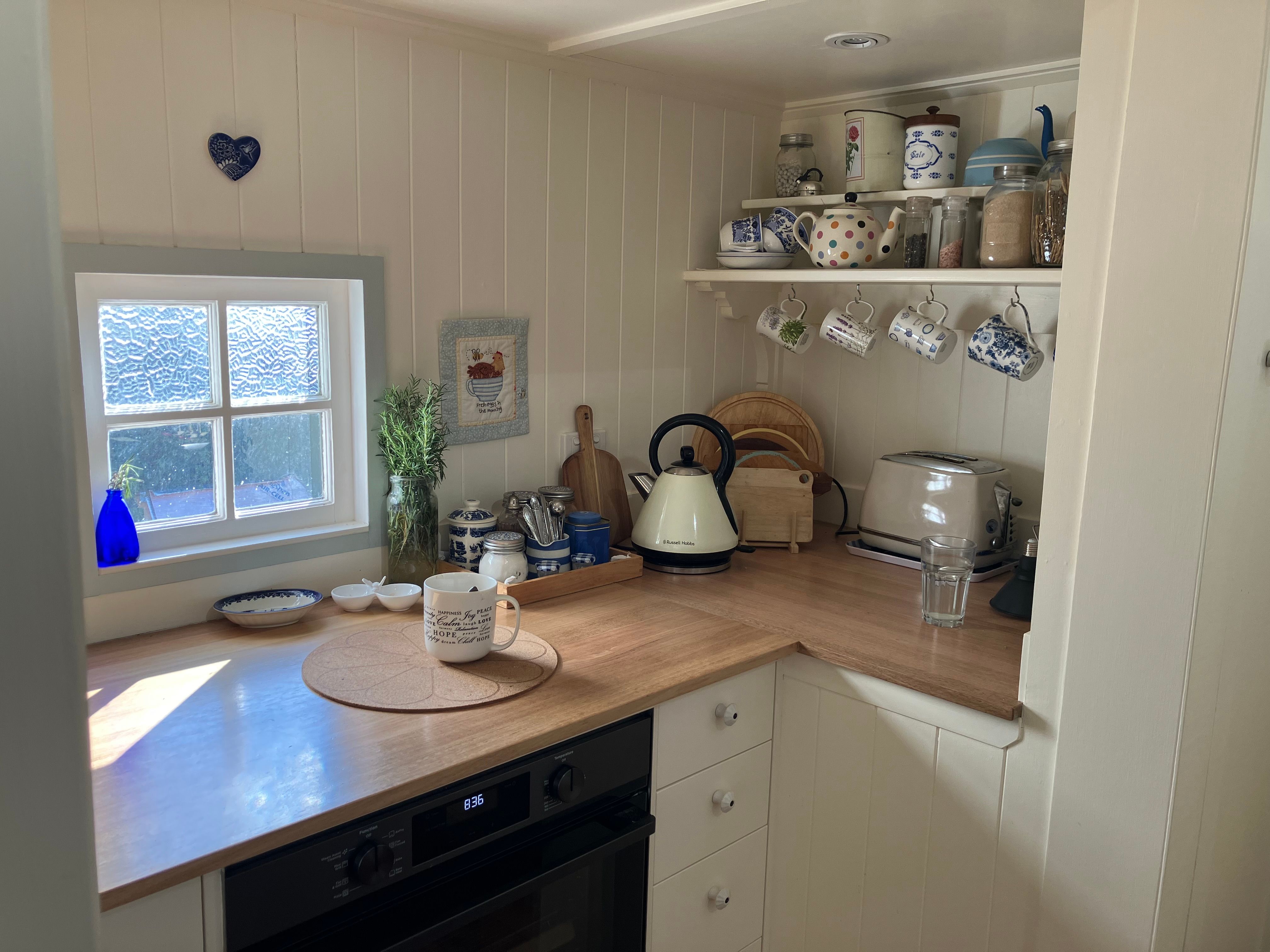 Kitchen alcove reno with new benchtop | Bunnings Workshop community