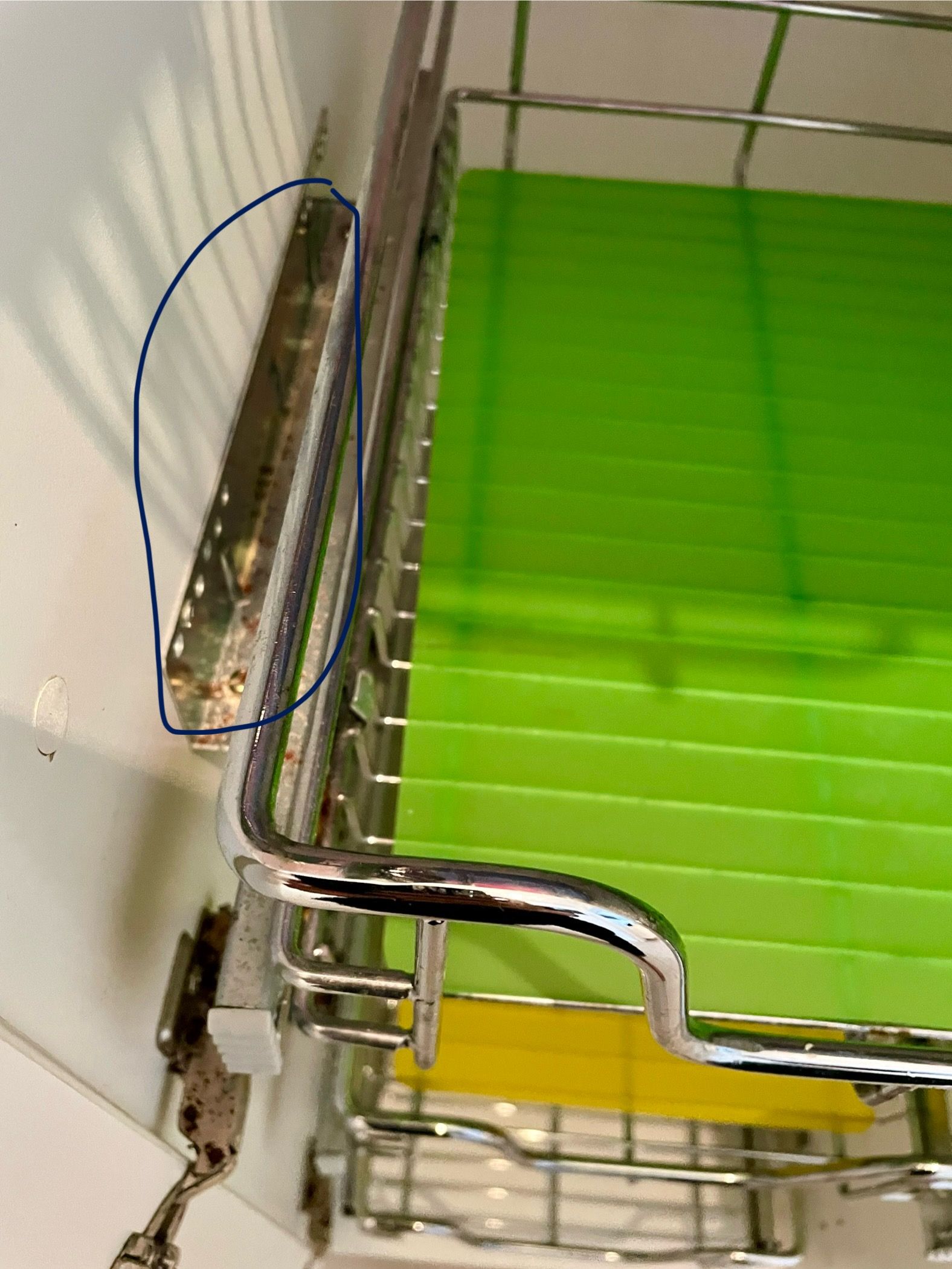 How to repair broken shelves and front o... | Bunnings Workshop community