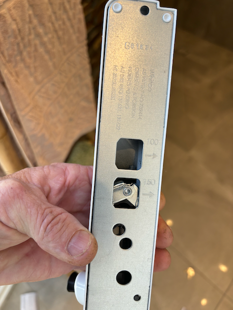 How to replace a broken window winder th... | Bunnings Workshop community