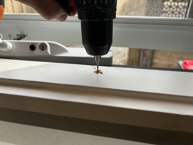 How to replace a broken window winder th... | Bunnings Workshop community