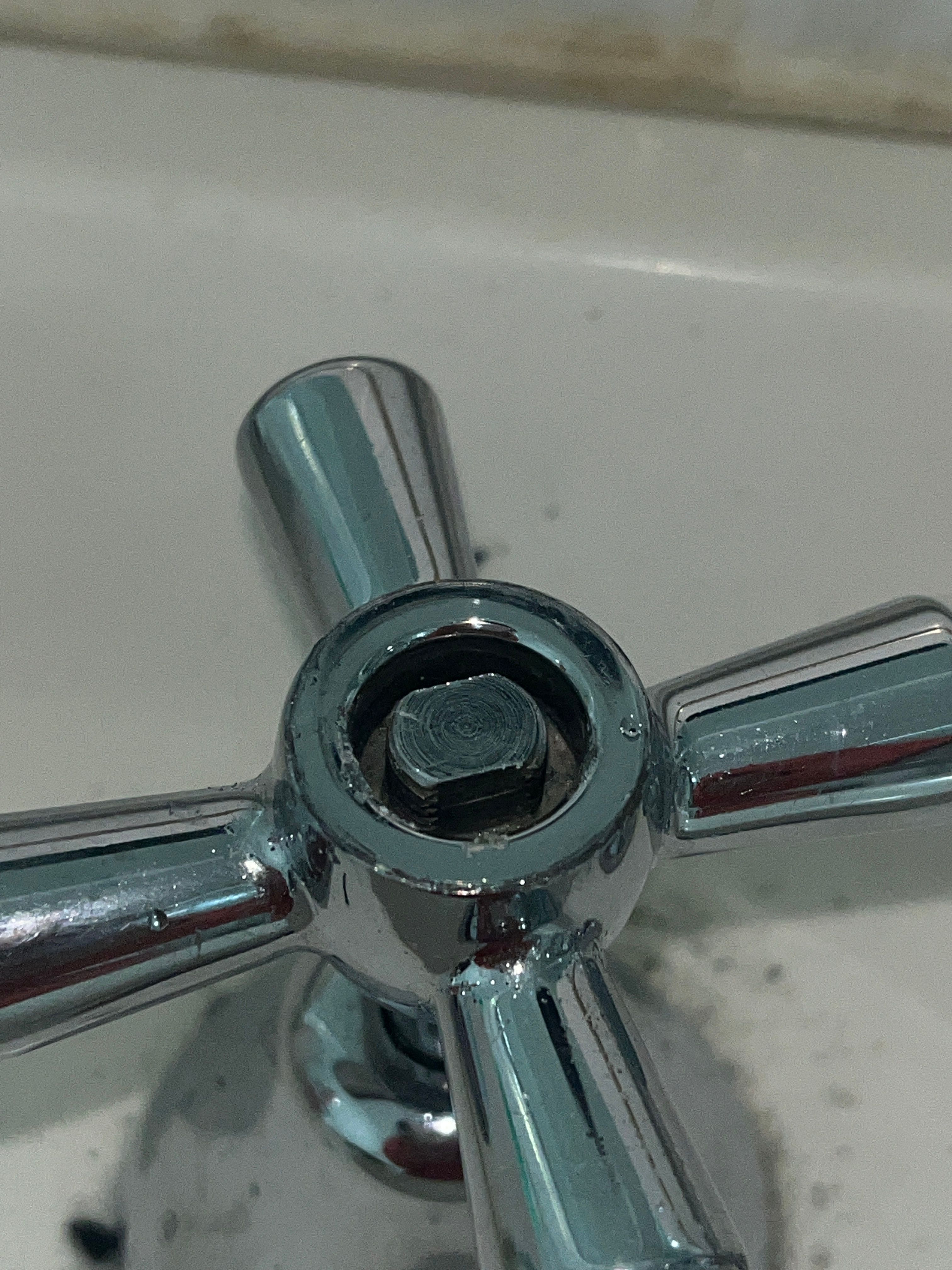 How to get a stuck tap handle off the sp... | Bunnings Workshop community