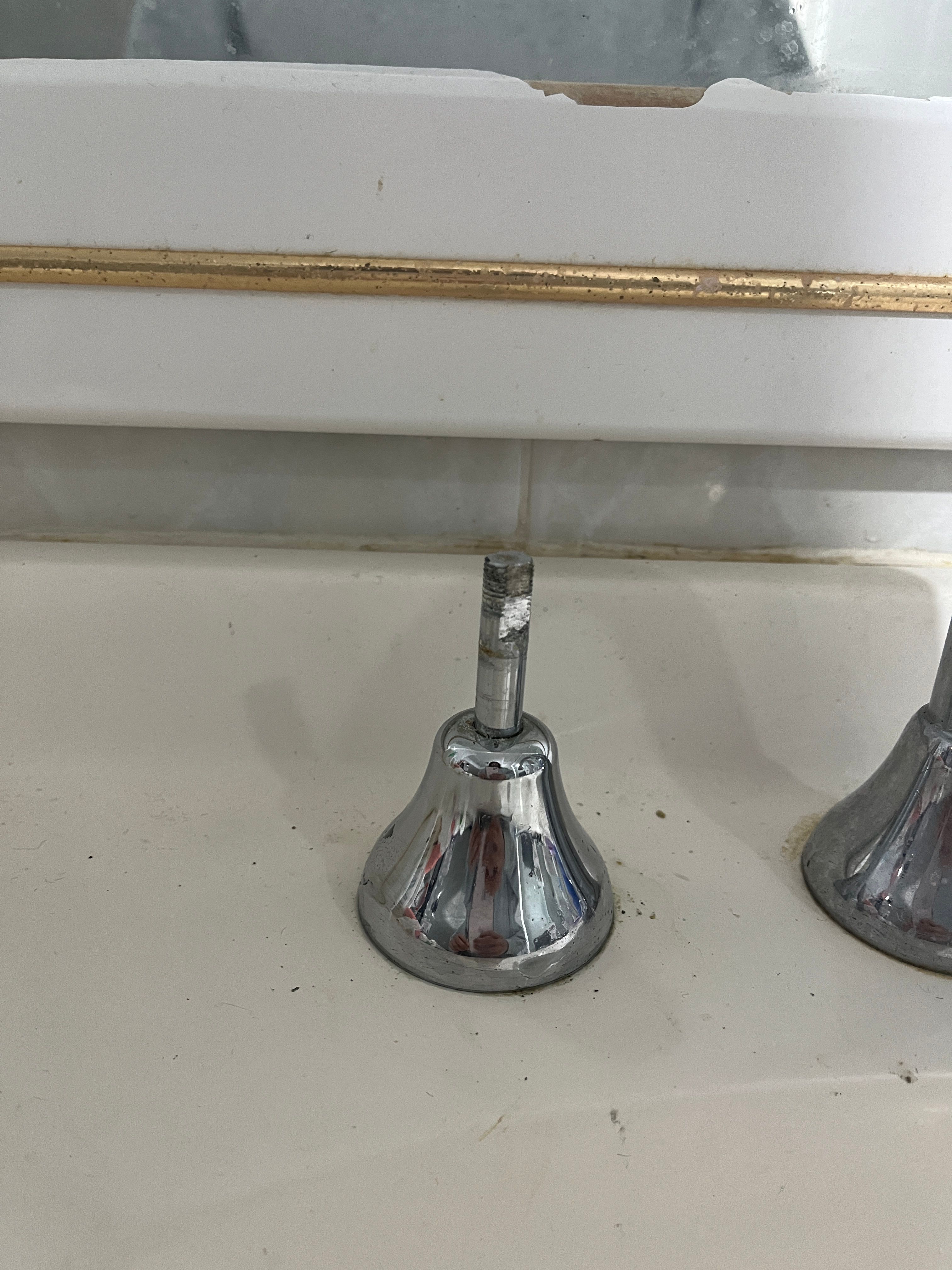 How to get a stuck tap handle off the sp... - Page 3 | Bunnings ...