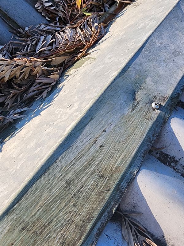 How to fill a large gap in roof? | Bunnings Workshop community