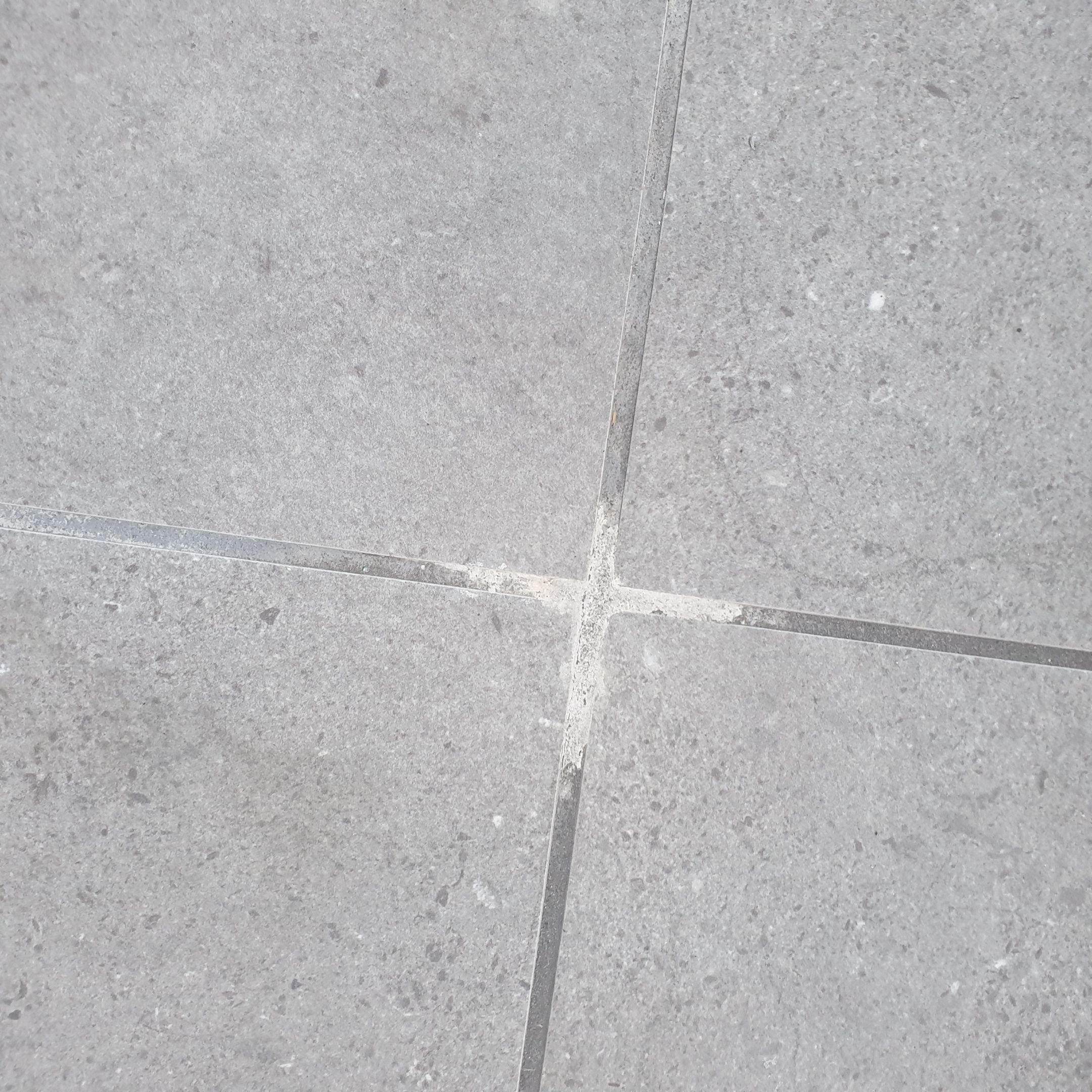 How to remove render residue on tile gro... | Bunnings Workshop community