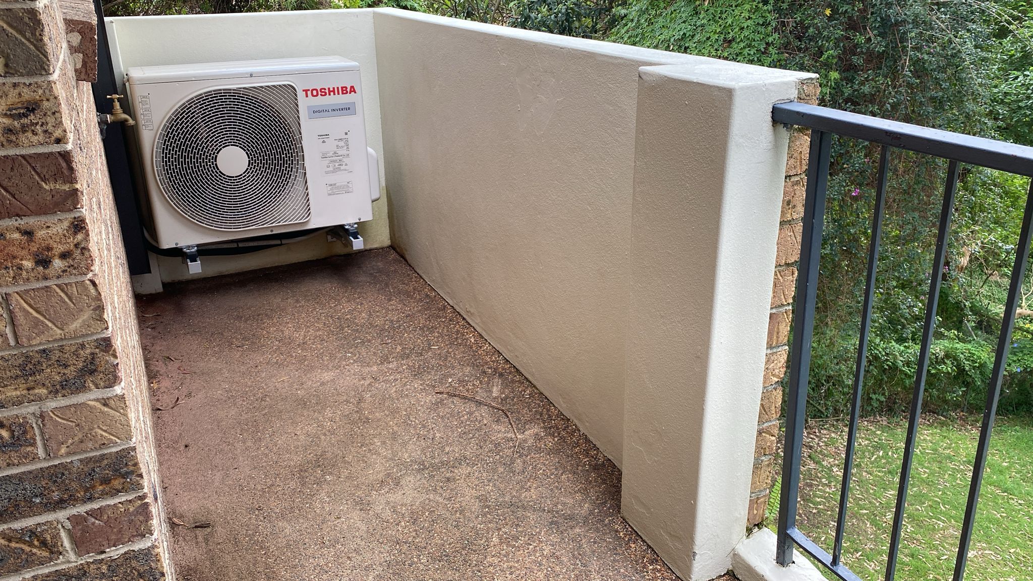 How to paint a rendered wall? | Bunnings Workshop community