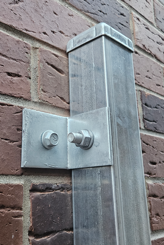 How to anchor metal gate posts above gro... | Bunnings Workshop community