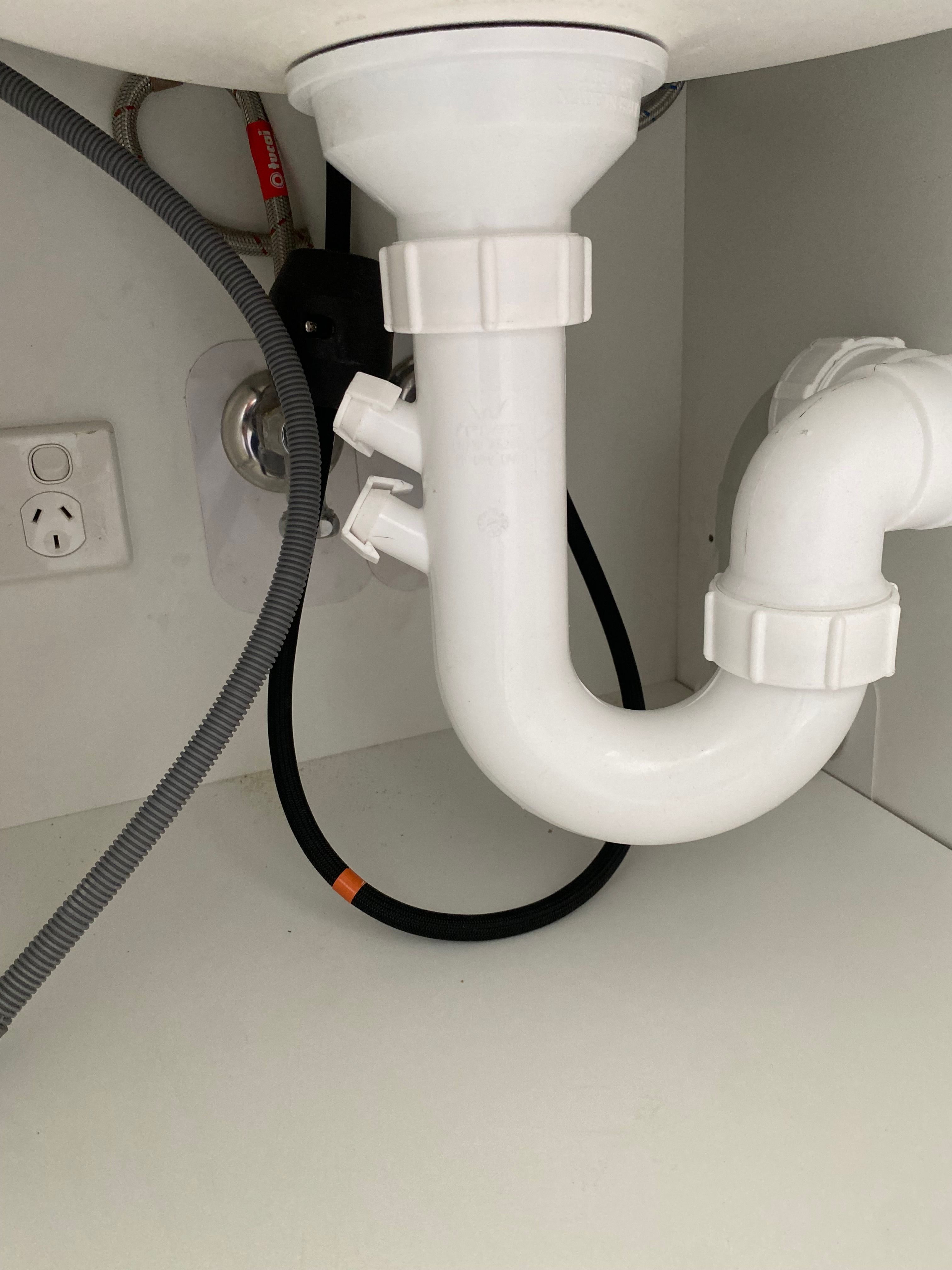 How to connect heat pump dryer drain hos... | Bunnings Workshop community