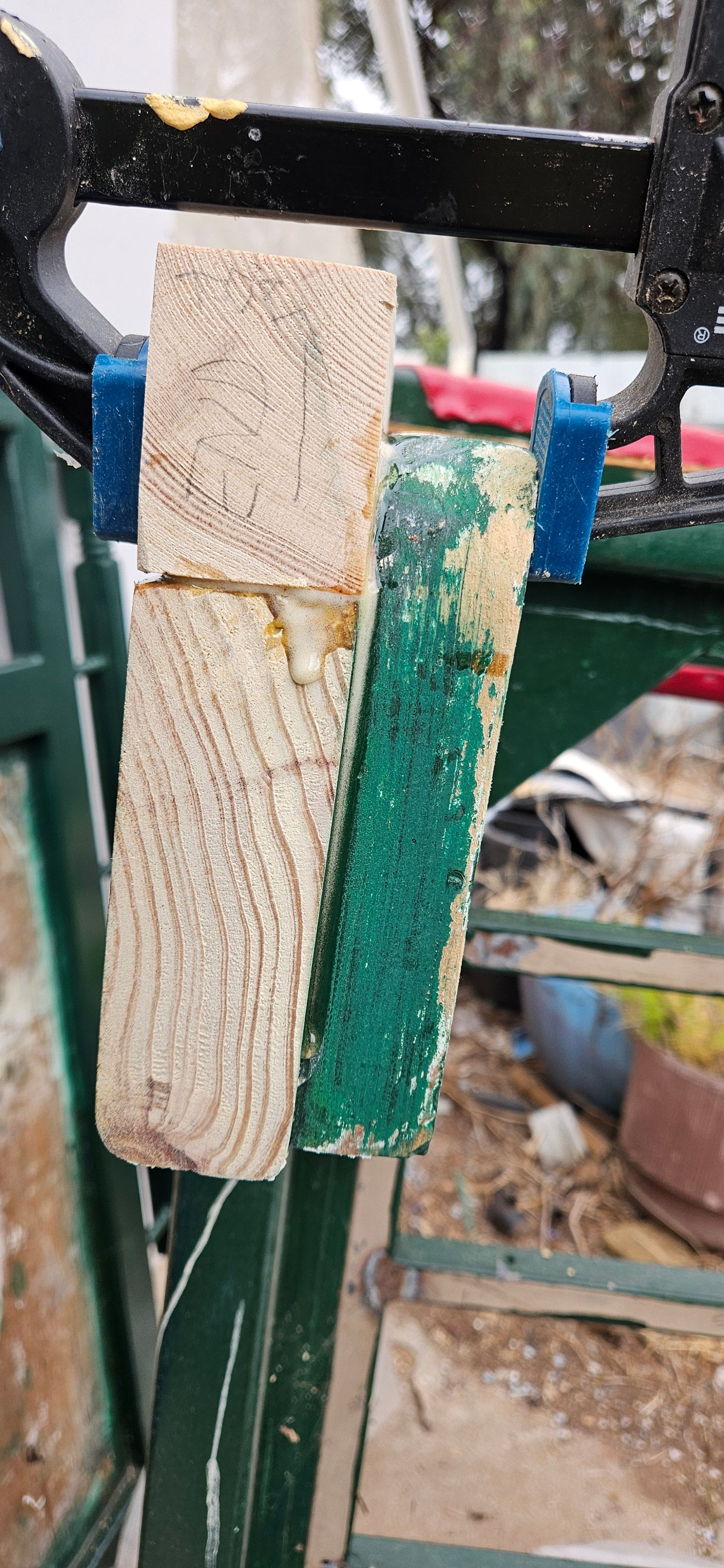Solved: How to fix damaged timber legs of Santa'... | Bunnings Workshop ...