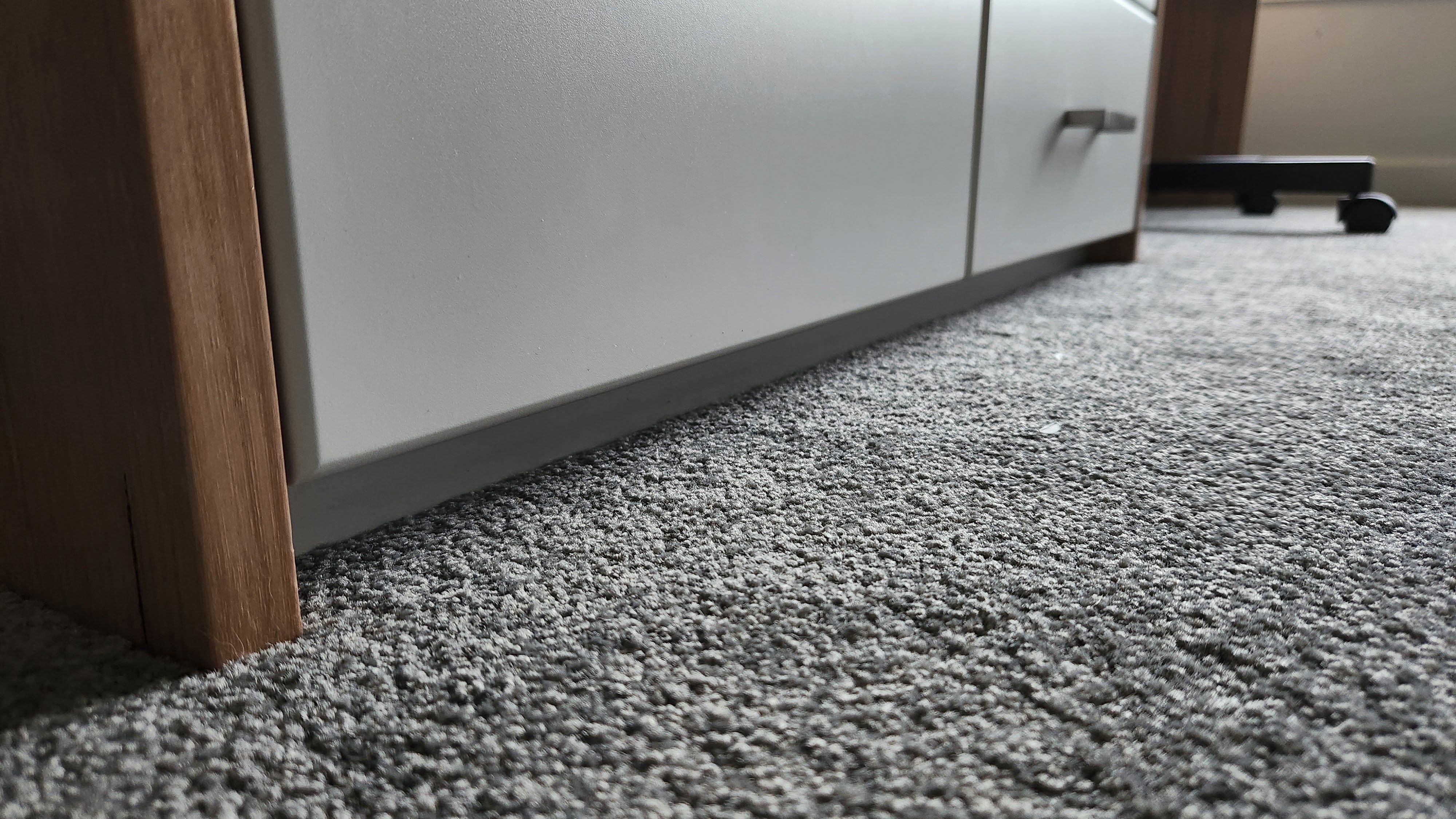 Custom office desk: Kaboodle Kitchen hac... | Bunnings Workshop community