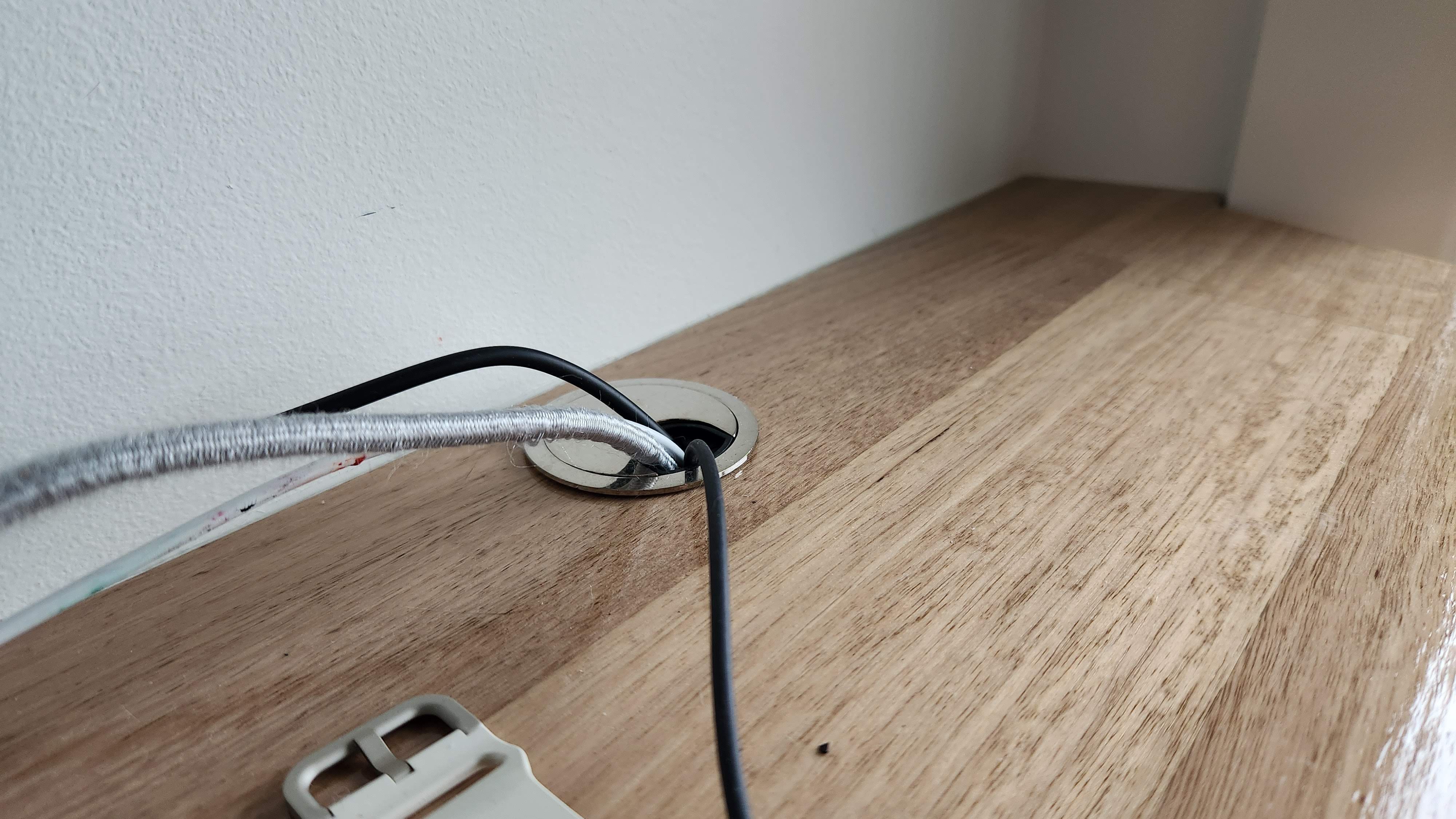 Custom office desk: Kaboodle Kitchen hac... | Bunnings Workshop community