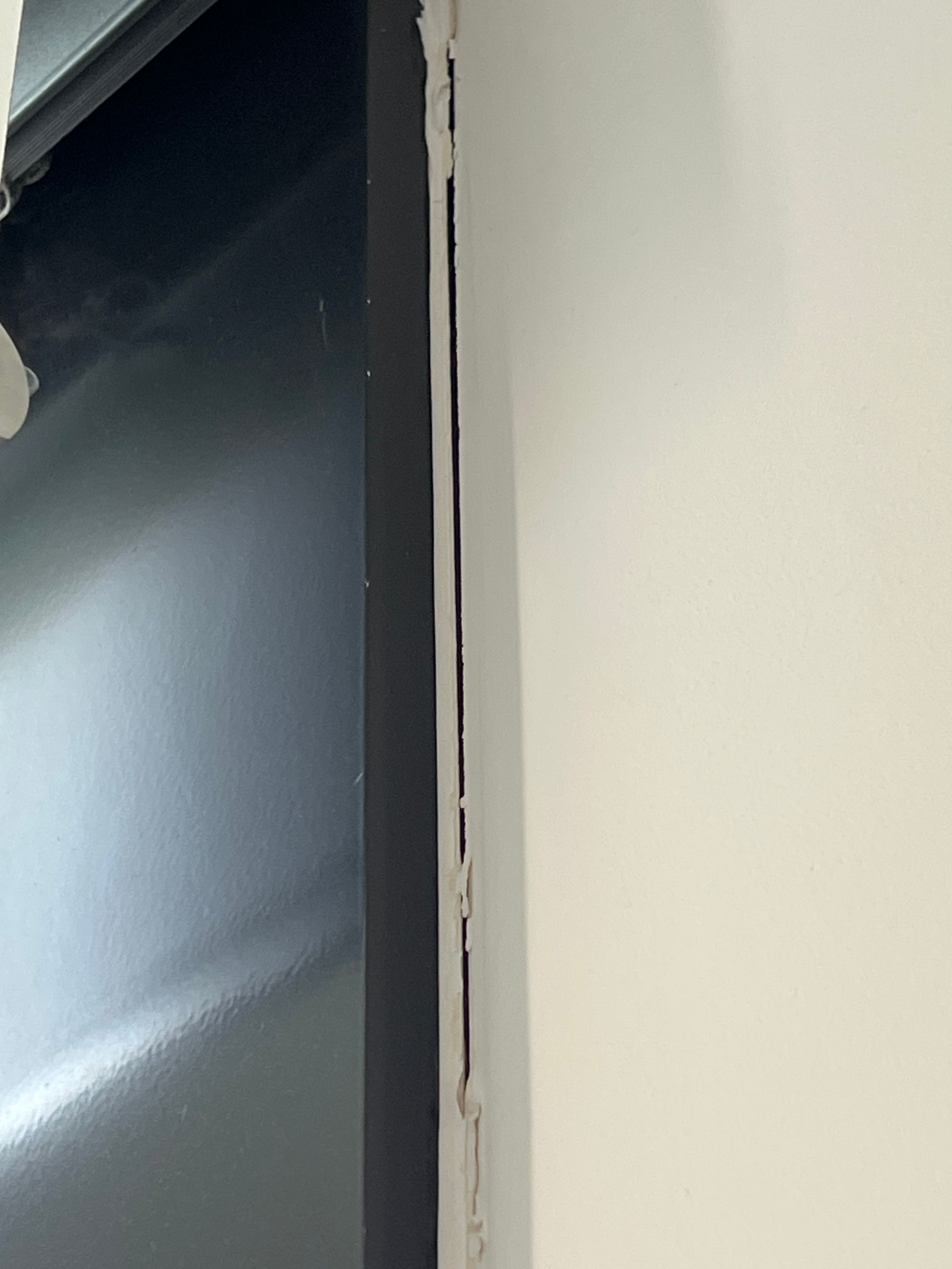How to fix caulking gaps from window fra... | Bunnings Workshop community