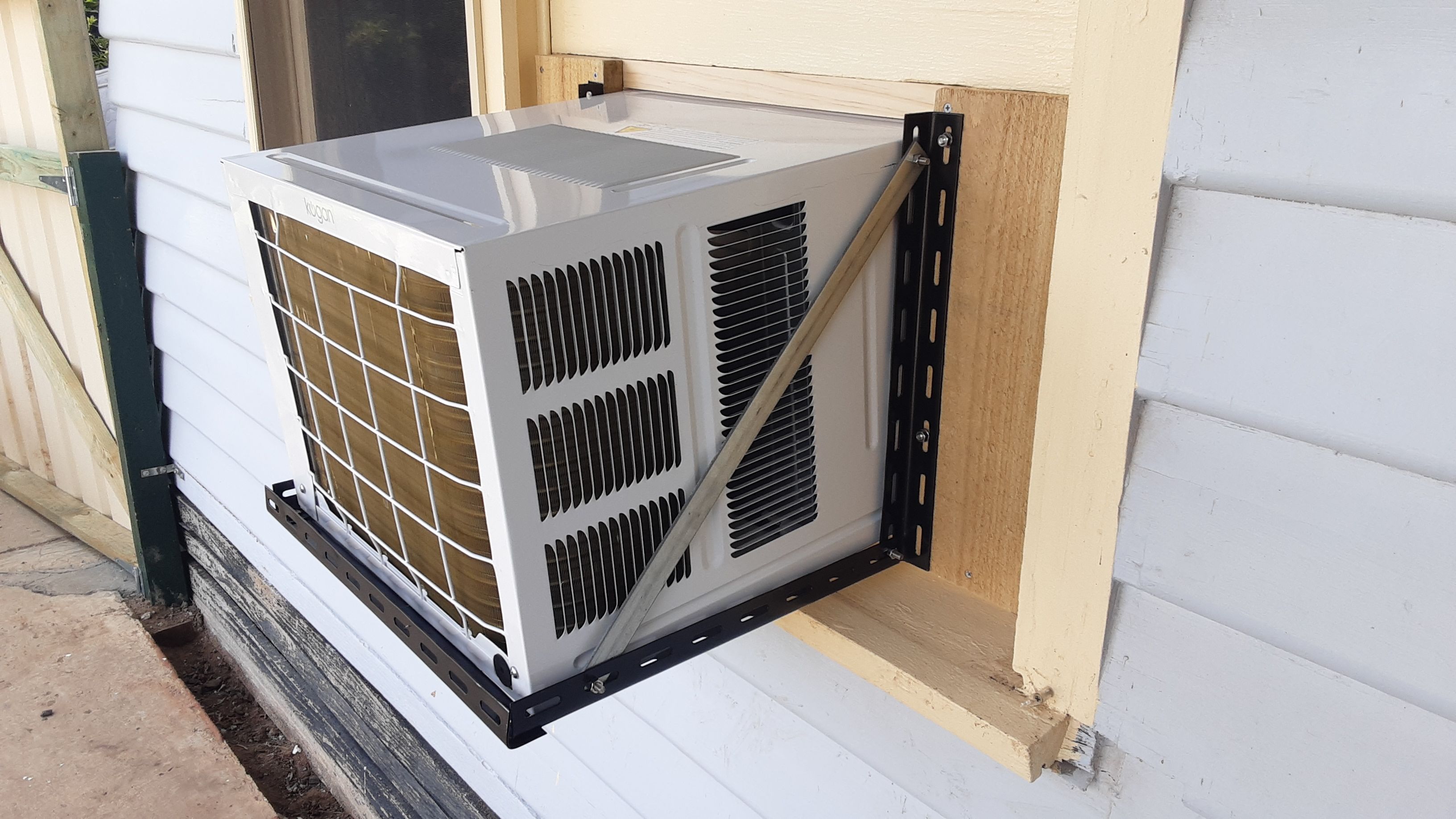 Window air conditioning install (on a bu... | Bunnings Workshop community