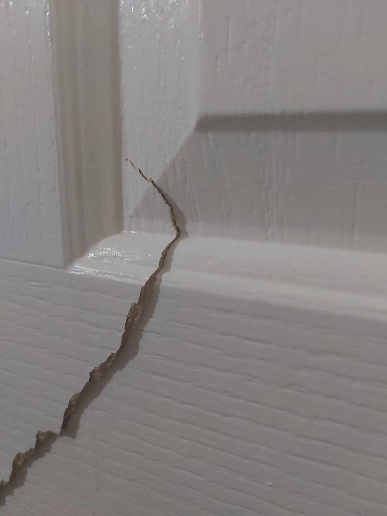 How to fix a big crack on bedroom wood d... | Bunnings Workshop community