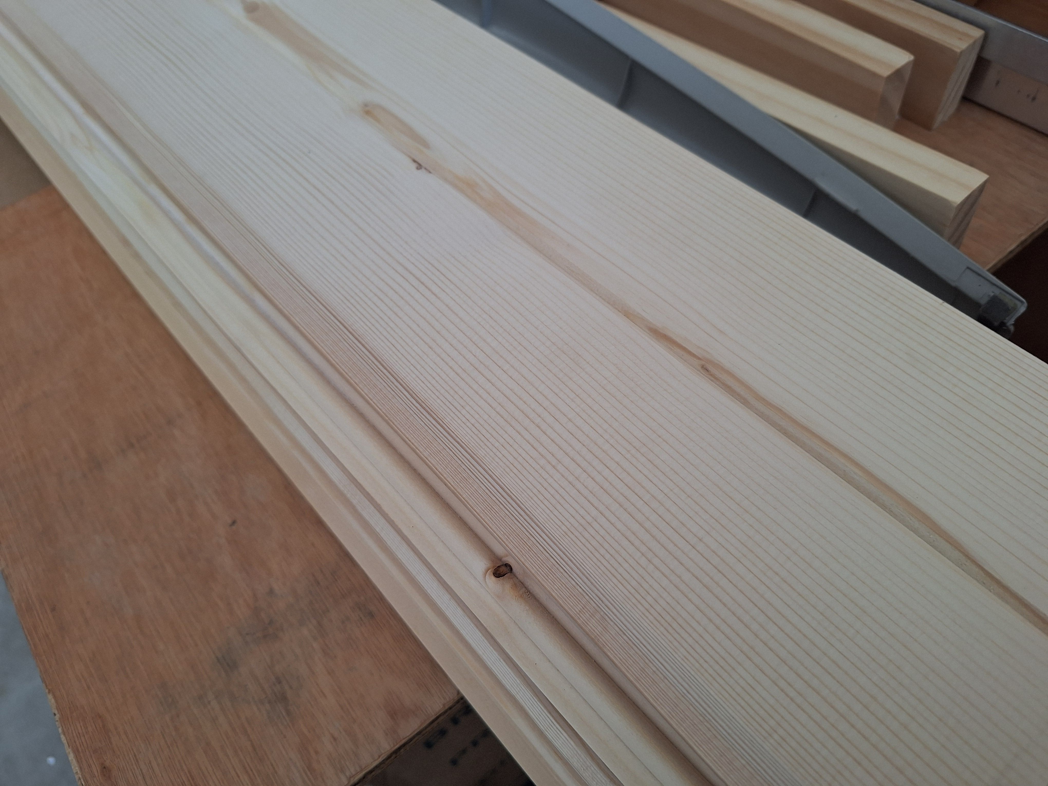 How to stain Pine lining board? | Bunnings Workshop community