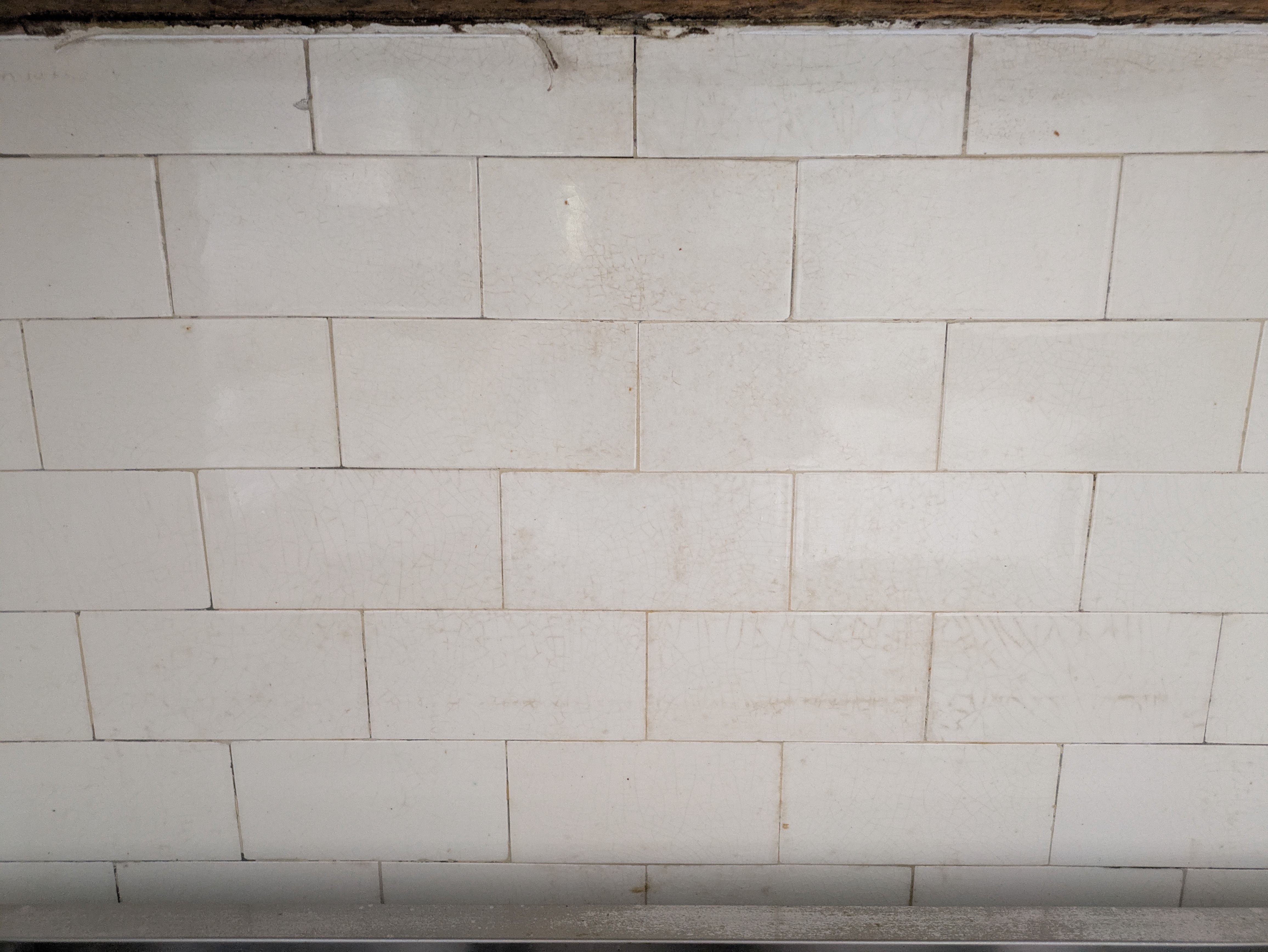 How to restore old ceramic tiles? | Bunnings Workshop community
