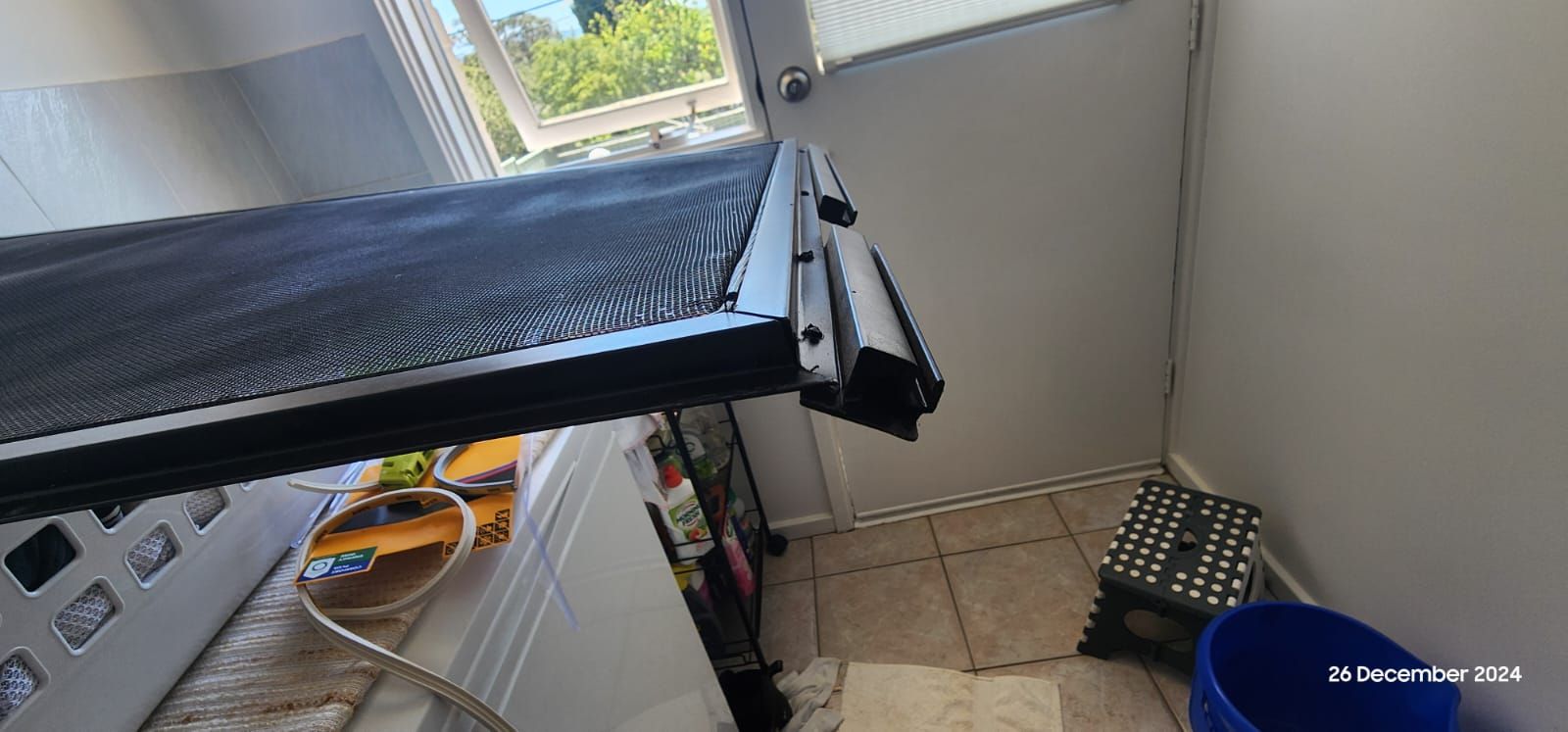 How do I attach a new flyscreen sill to ... | Bunnings Workshop community