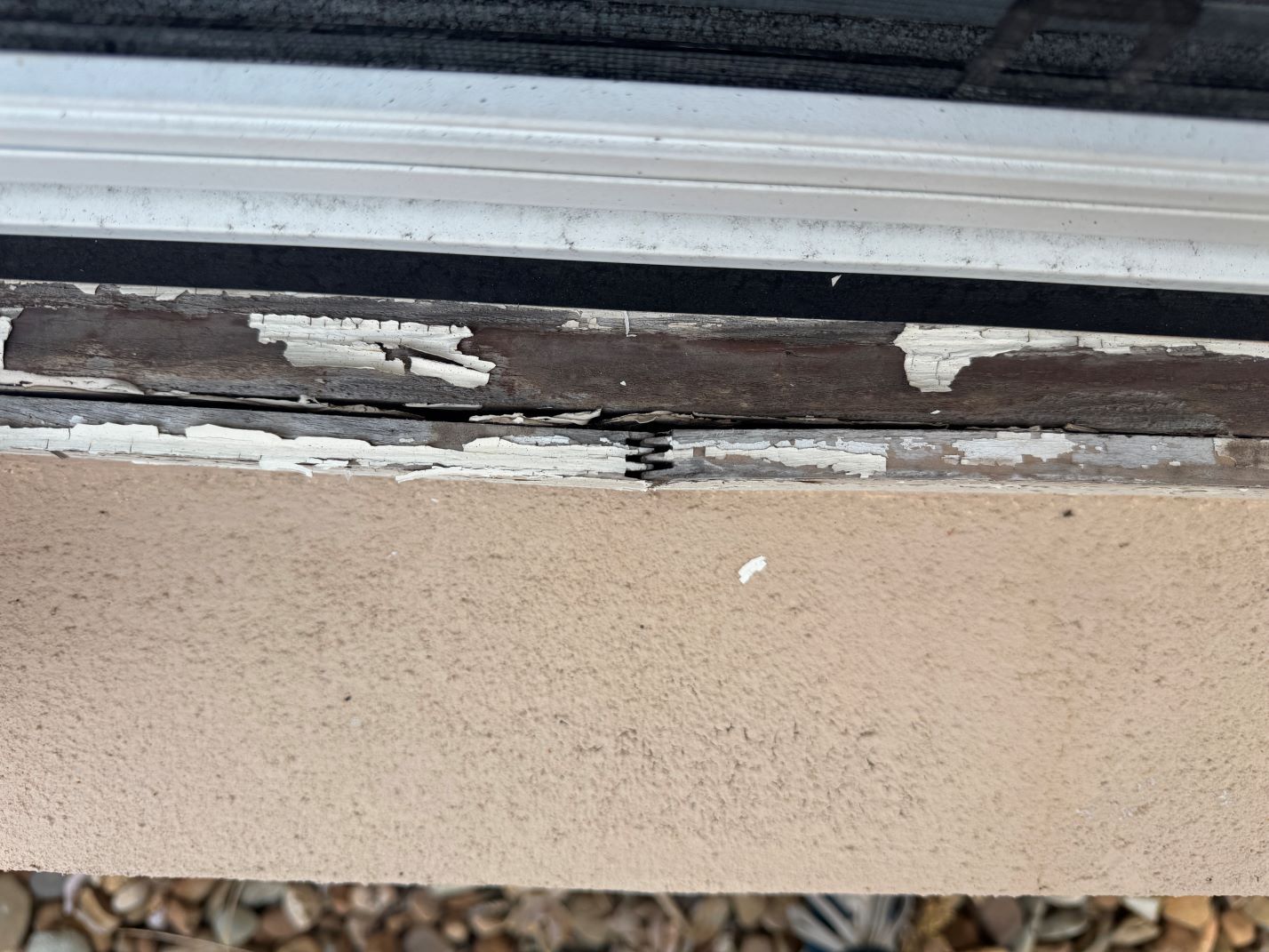 How can I repair a cracked window frame? | Bunnings Workshop community