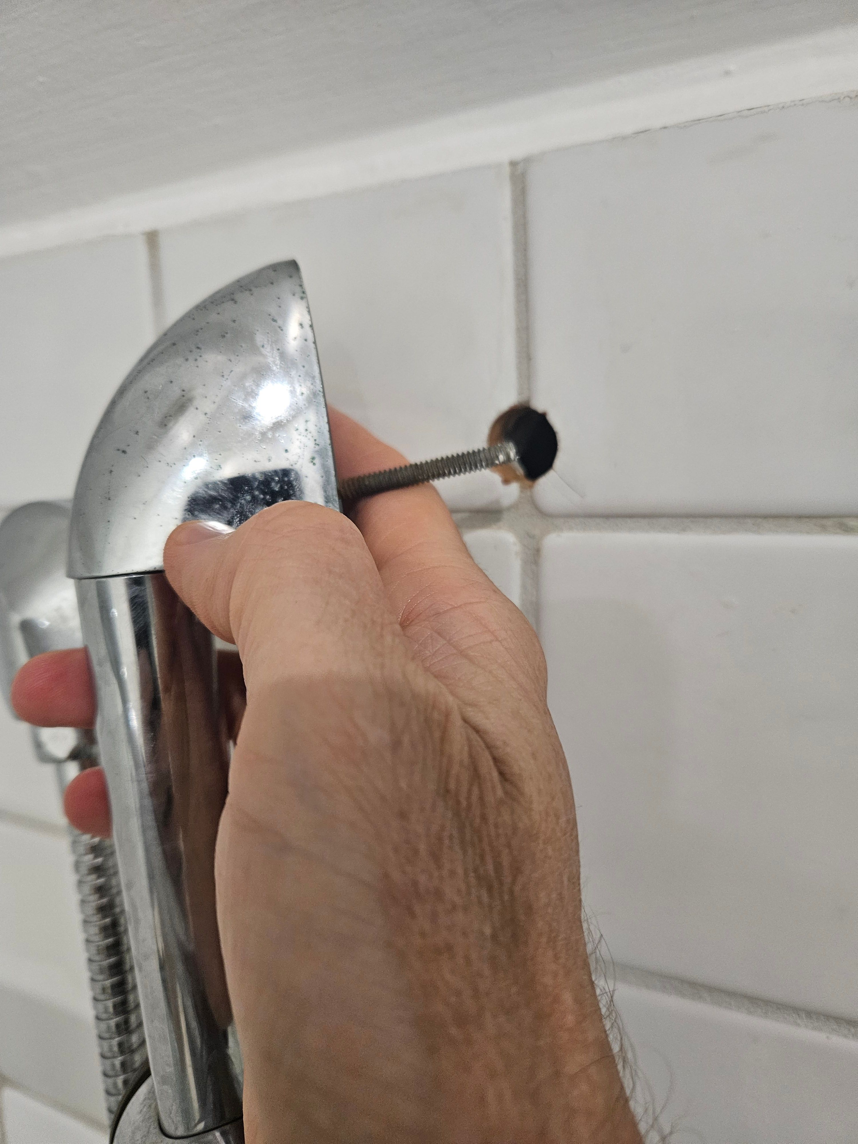 How to replace shower rail? | Bunnings Workshop community