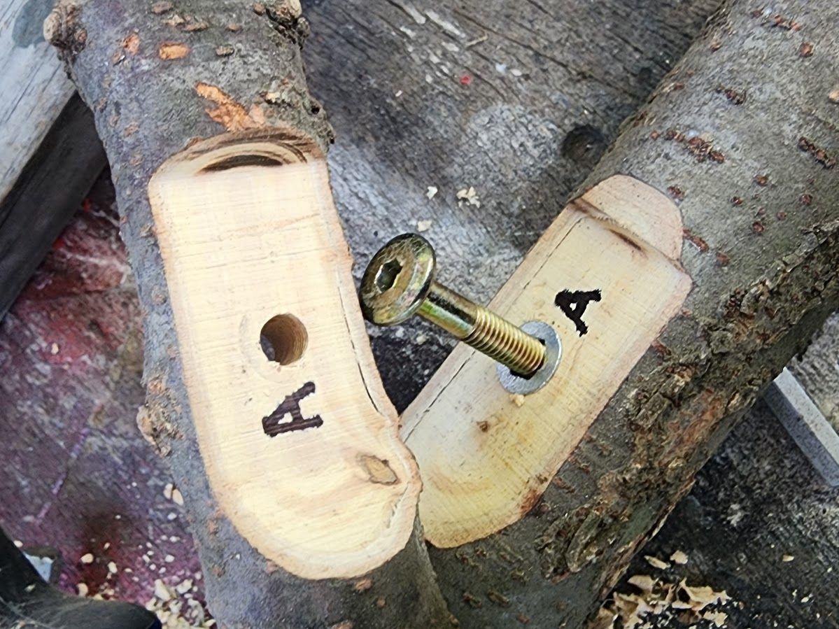 Solved: How to attach branches to Christmas tree... - Page 2 | Bunnings ...