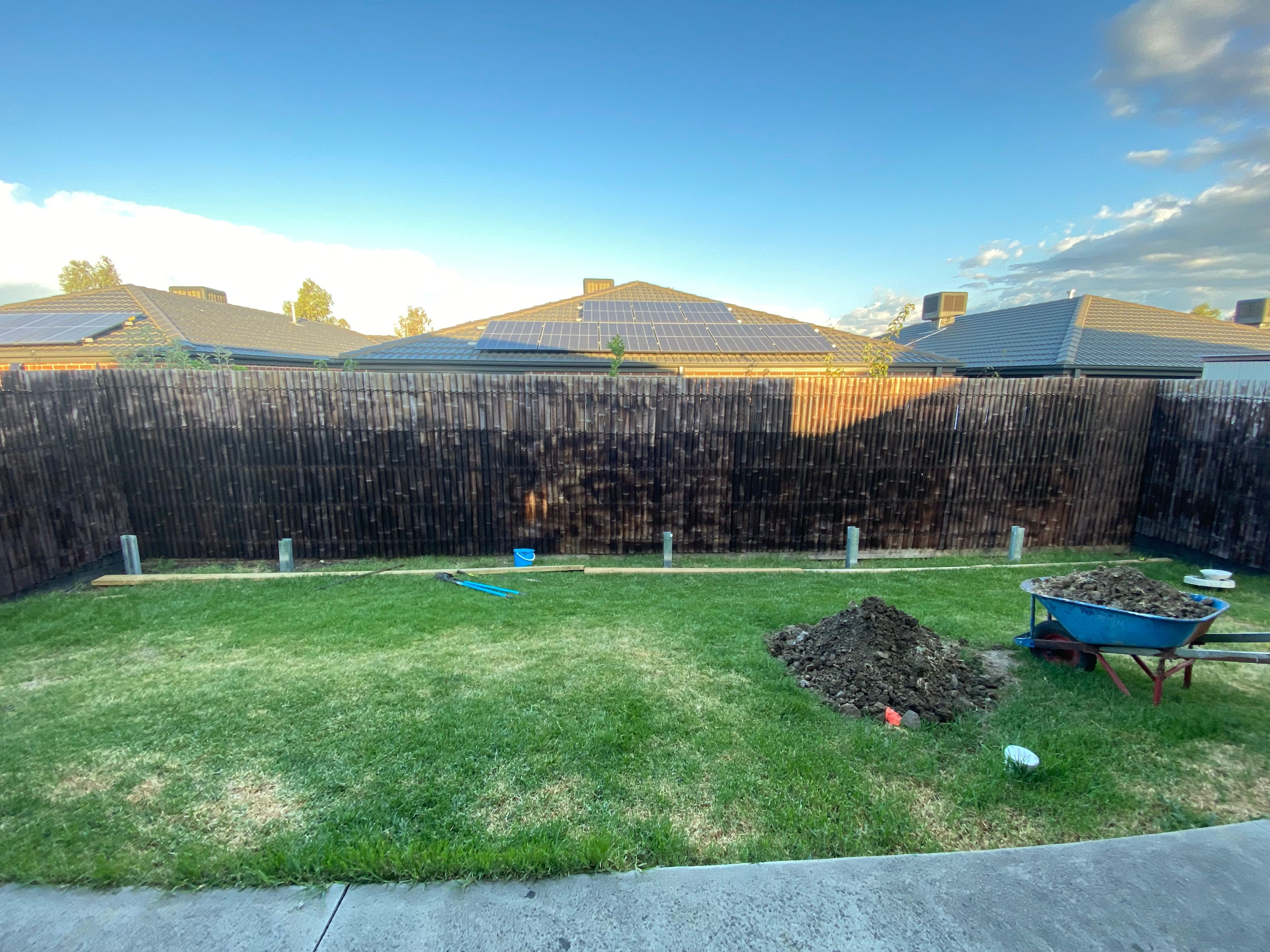 How to build a U-shaped retaining wall? | Bunnings Workshop community