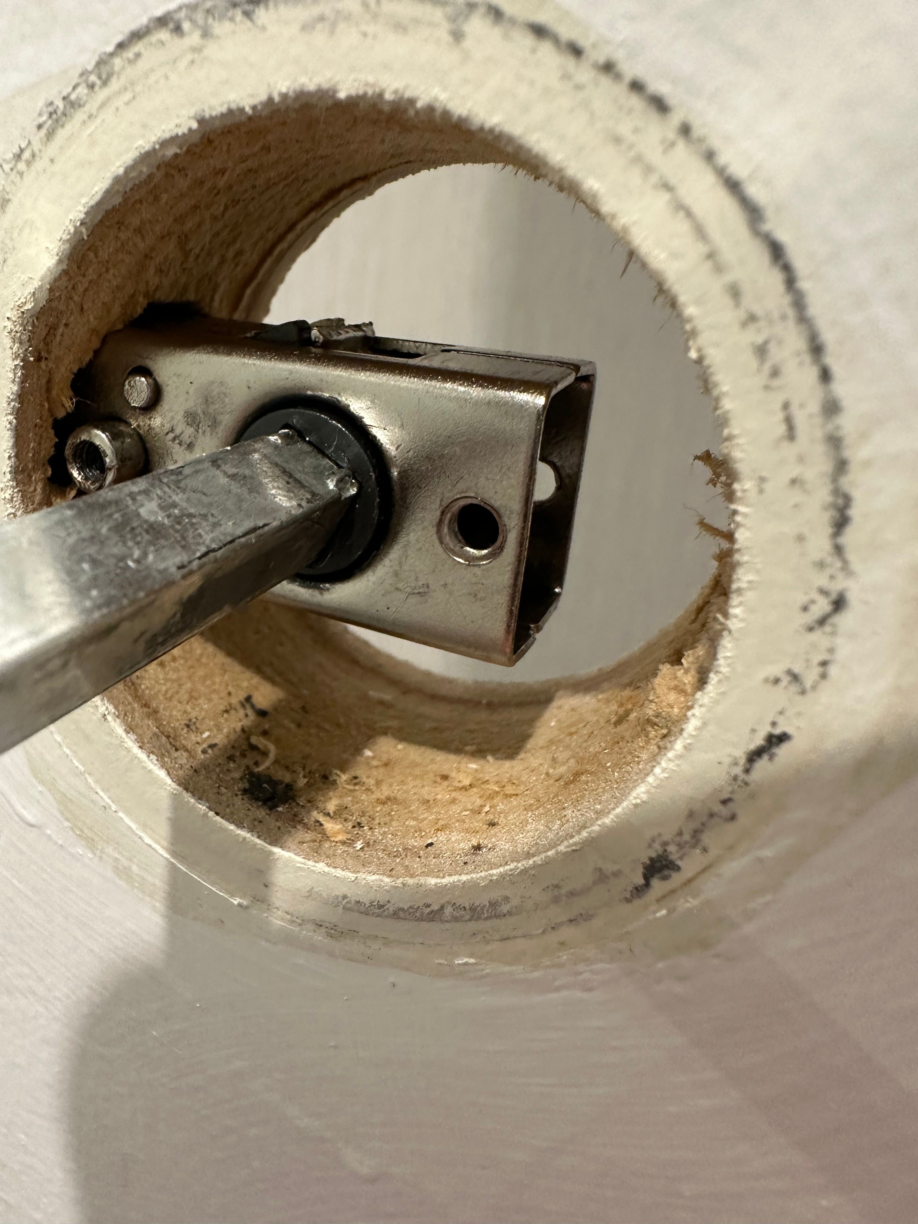 How to remove a door handle spindle? - Page 2 | Bunnings Workshop community