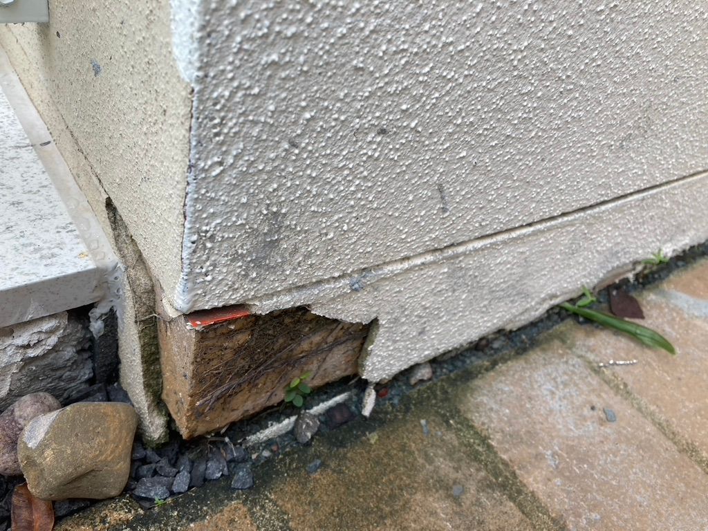 How to repair cracks in render? | Bunnings Workshop community