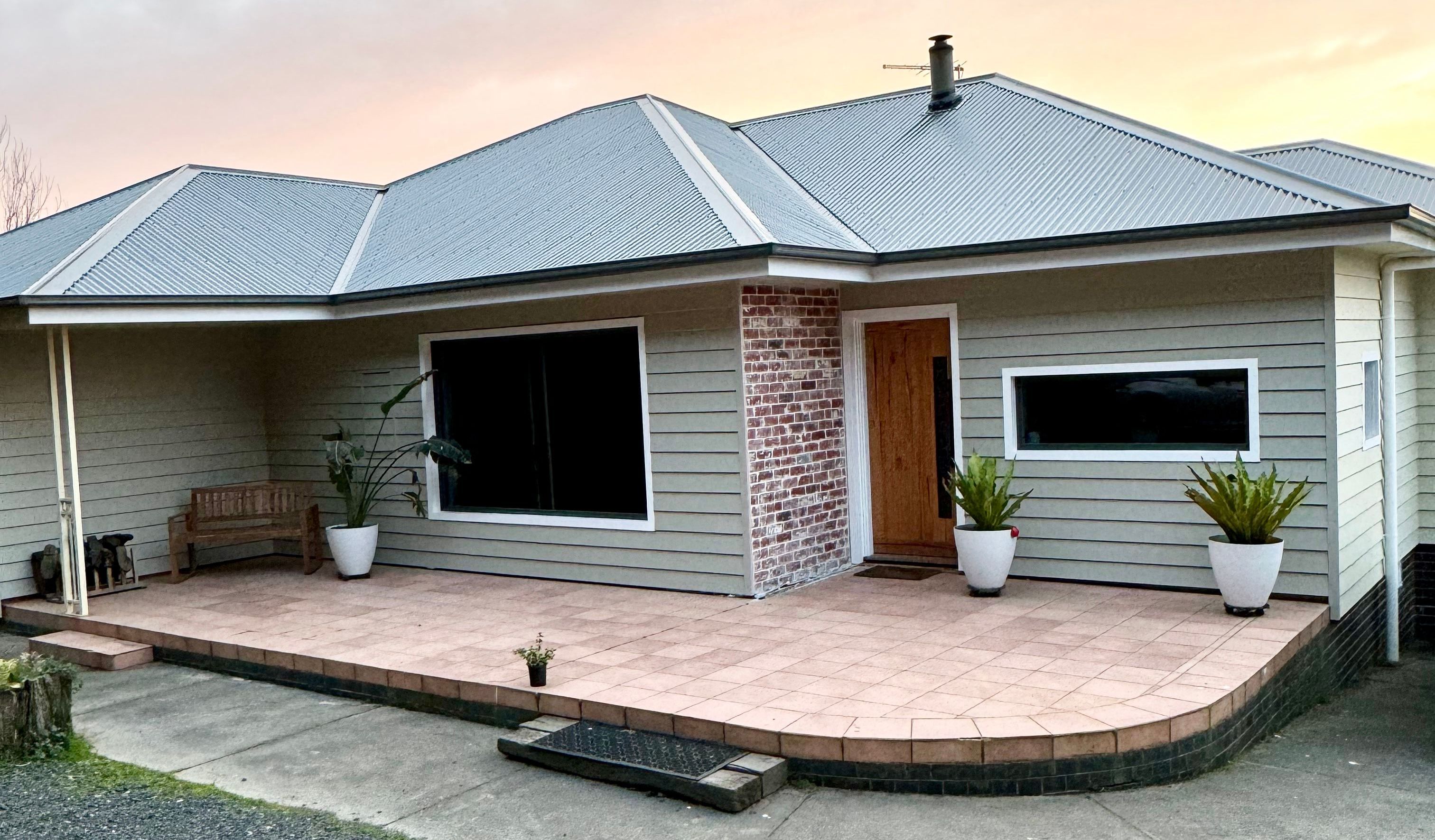 Weatherboard cladding over brick veneer ... | Bunnings Workshop community