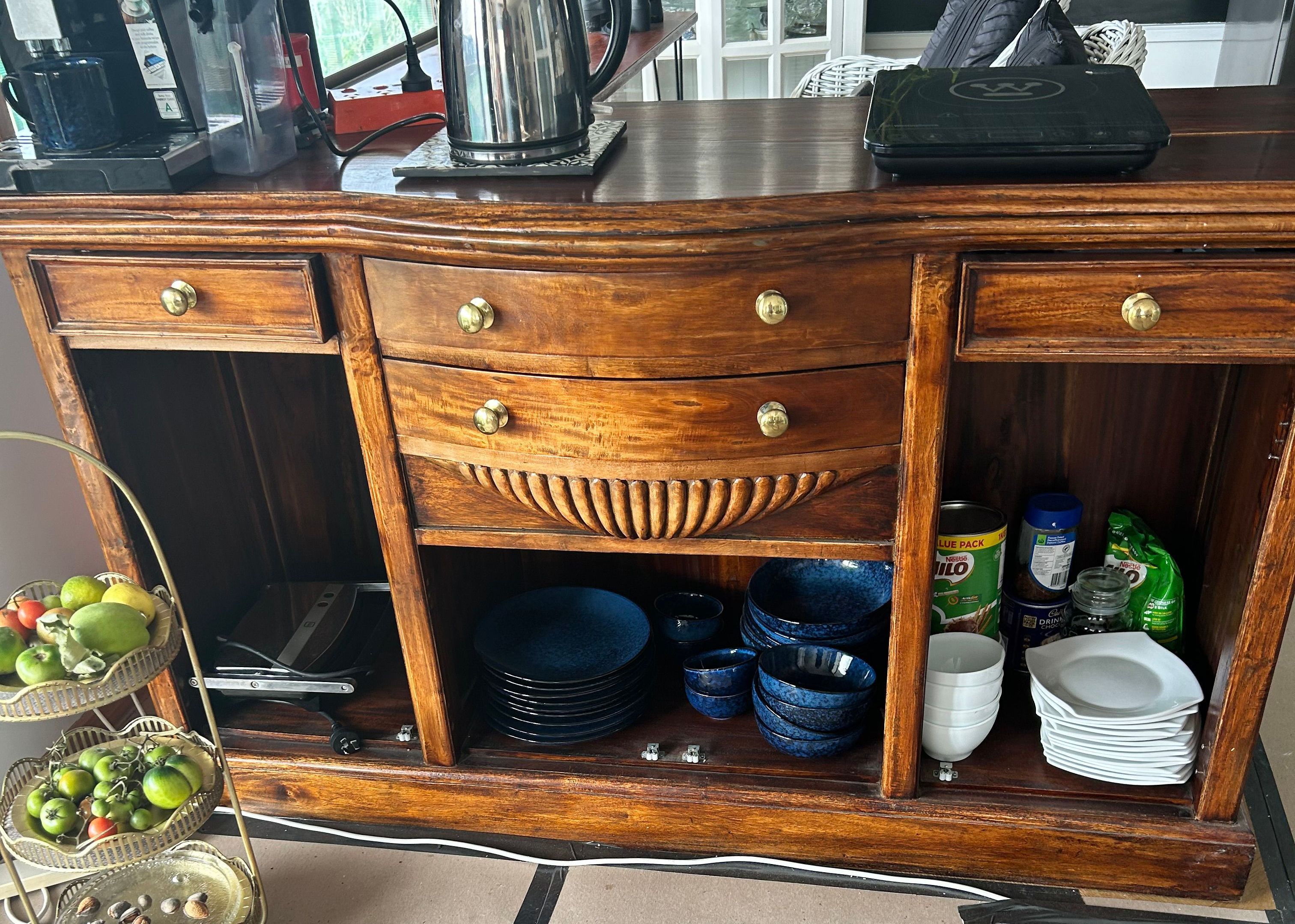 Outdoor kitchen using upcycled cabinet | Bunnings Workshop community