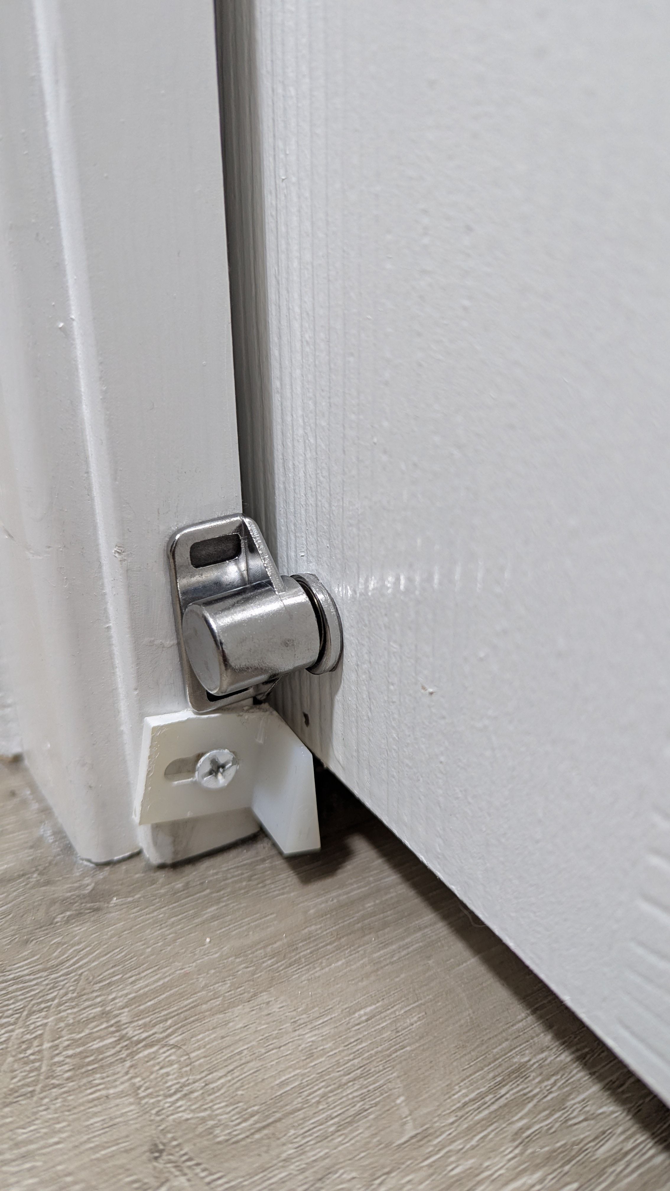 How to stop sliding doors opening by its... | Bunnings Workshop community