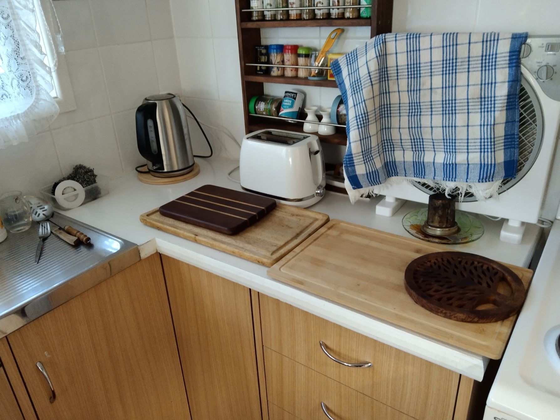 How to replace kitchen benchtop with dro... | Bunnings Workshop community