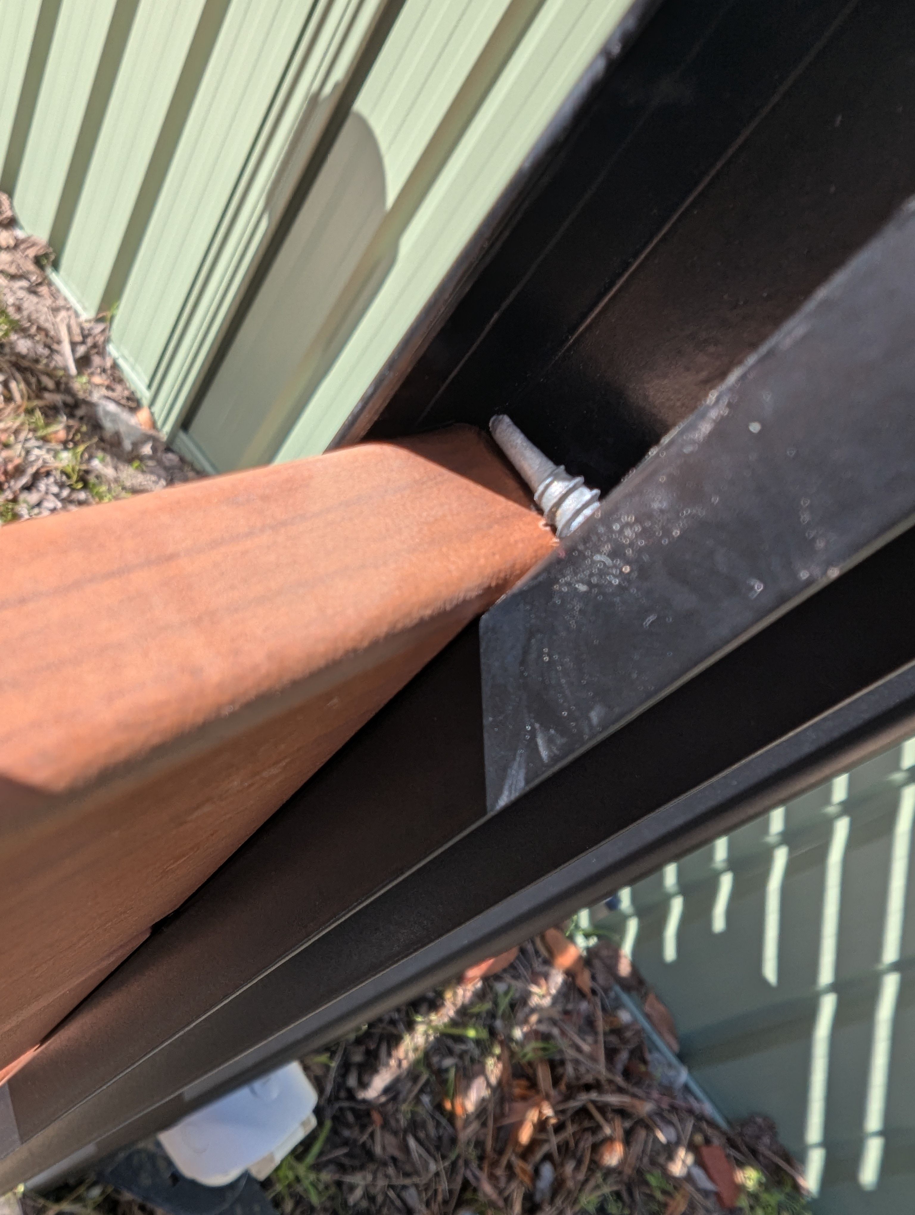 Re: How to fix dropped slats on metal ga... | Bunnings Workshop community