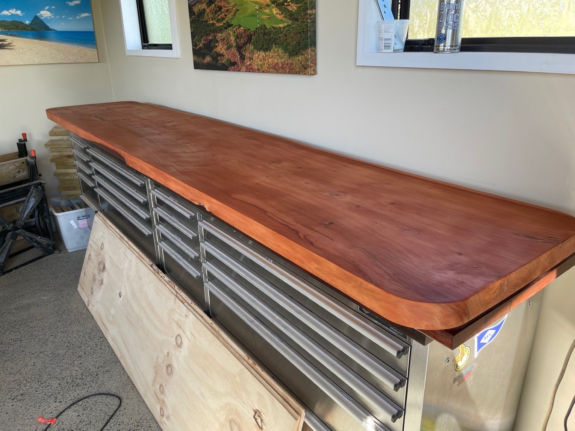 Macrocarpa timber bar leaner | Bunnings Workshop community