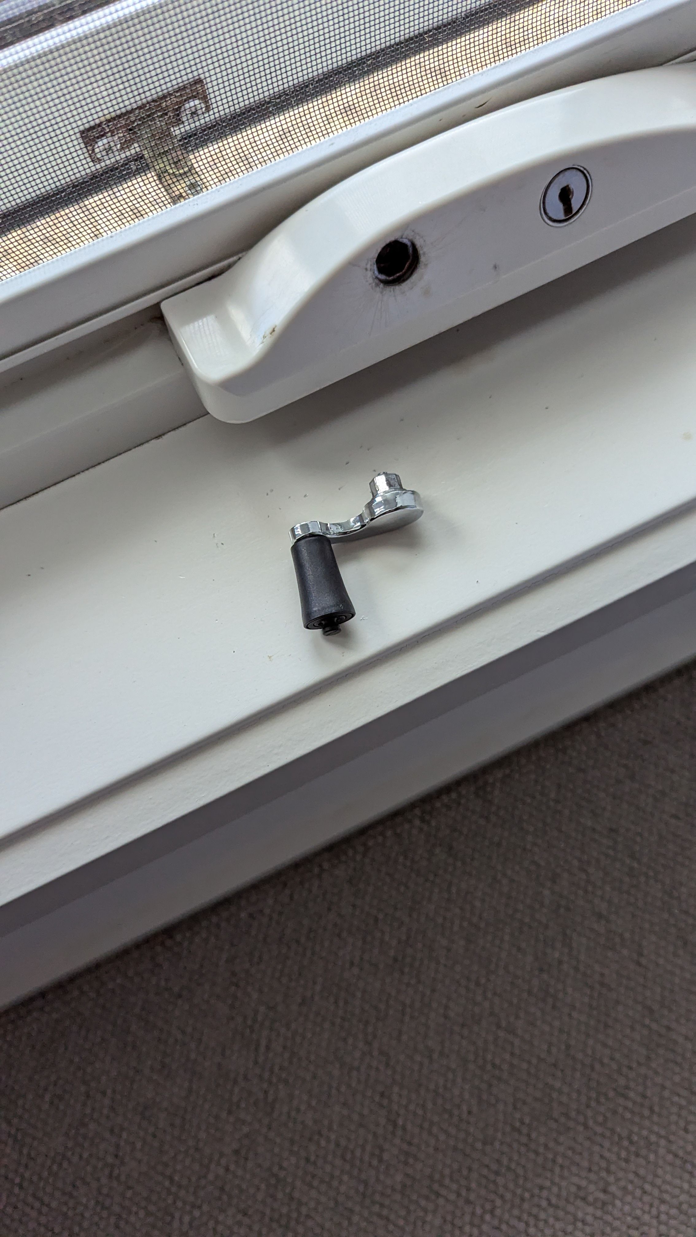 How to fix broken window lever? | Bunnings Workshop community