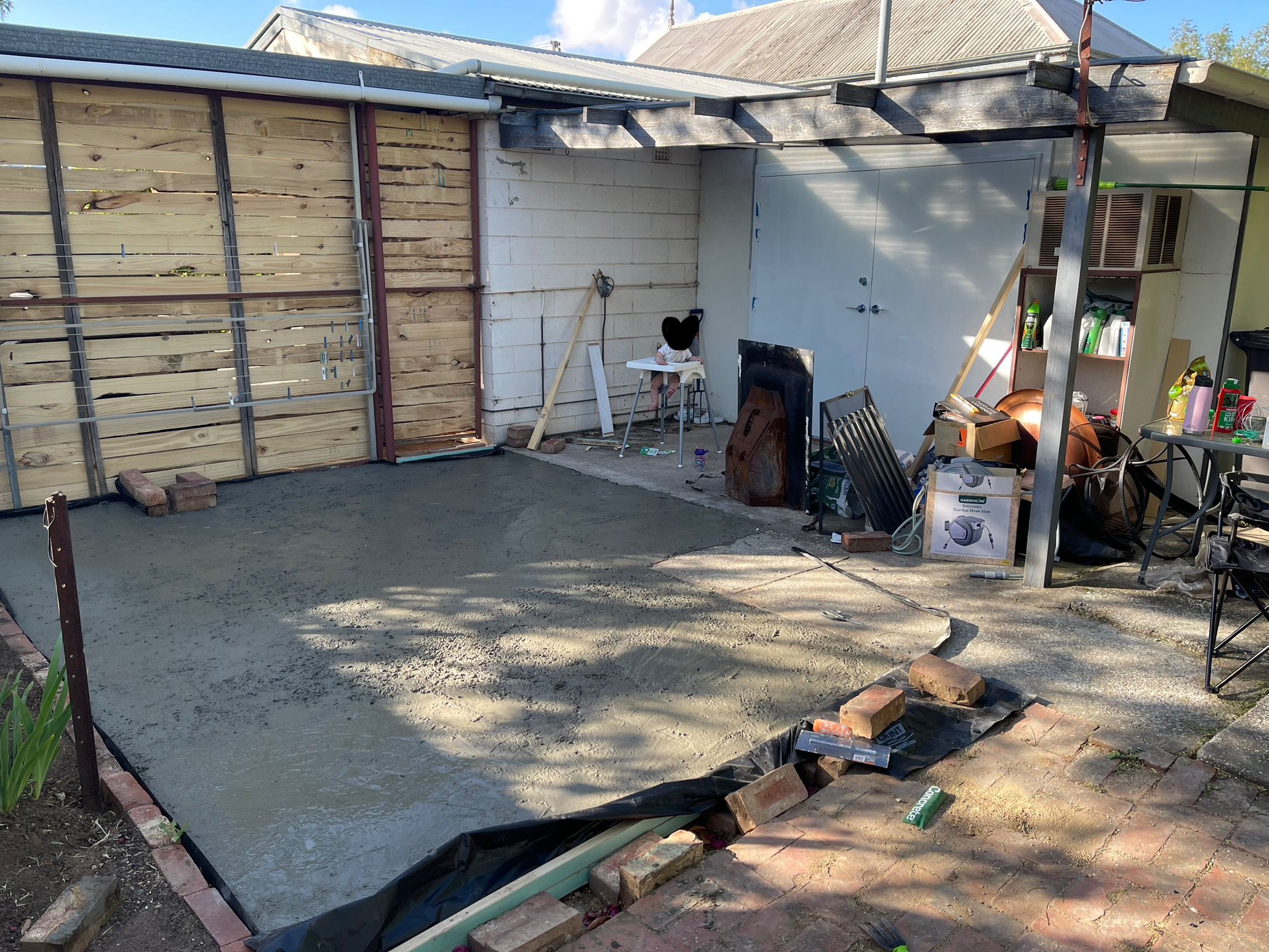 Crazy paving outdoor entertainment area | Bunnings Workshop community