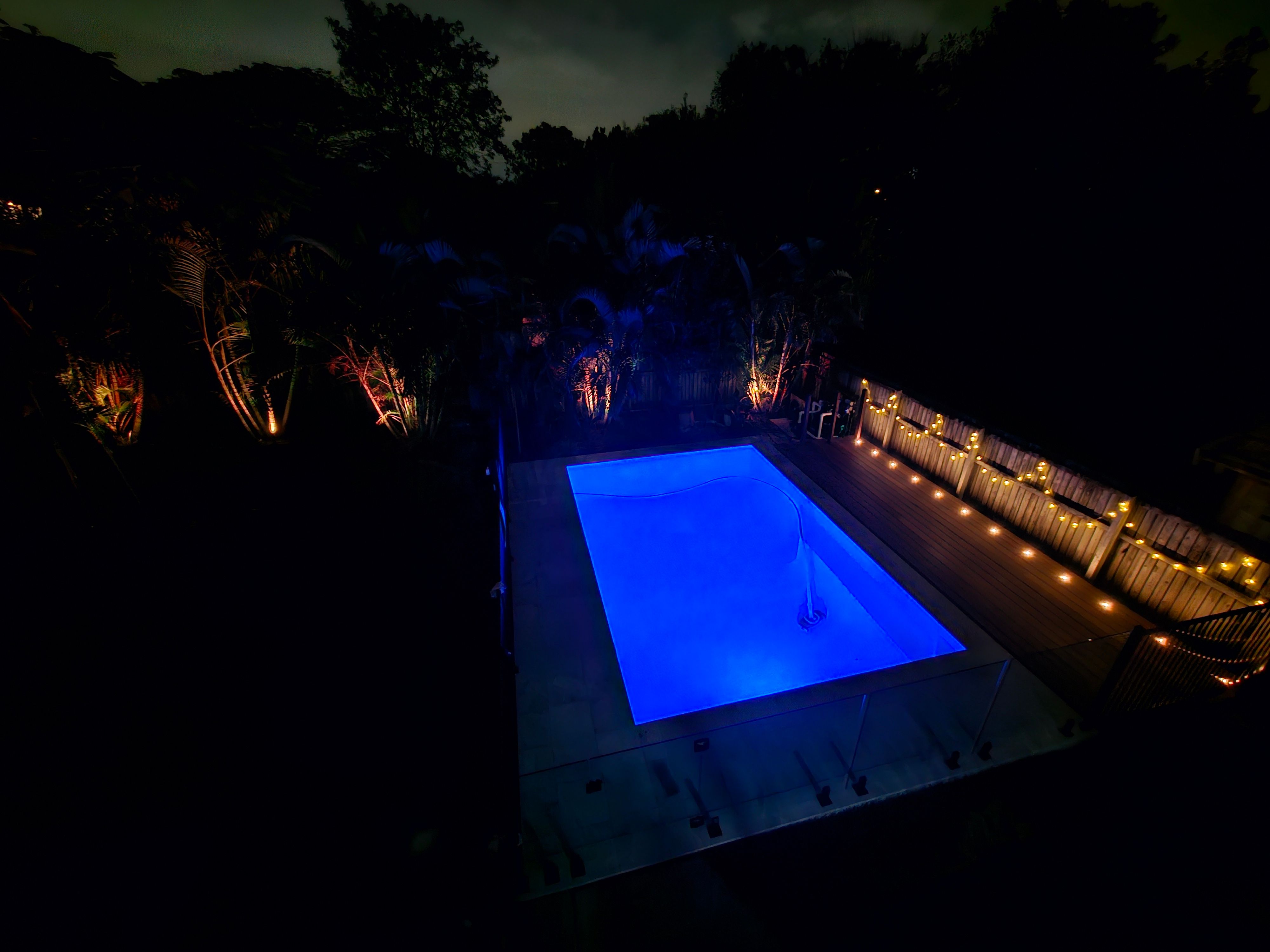 Low-level deck next to a pool | Bunnings Workshop community