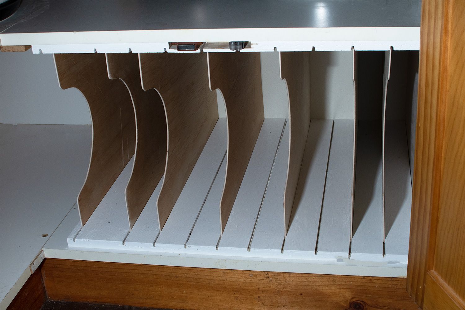 Vertical tray and pan kitchen storage | Bunnings Workshop community
