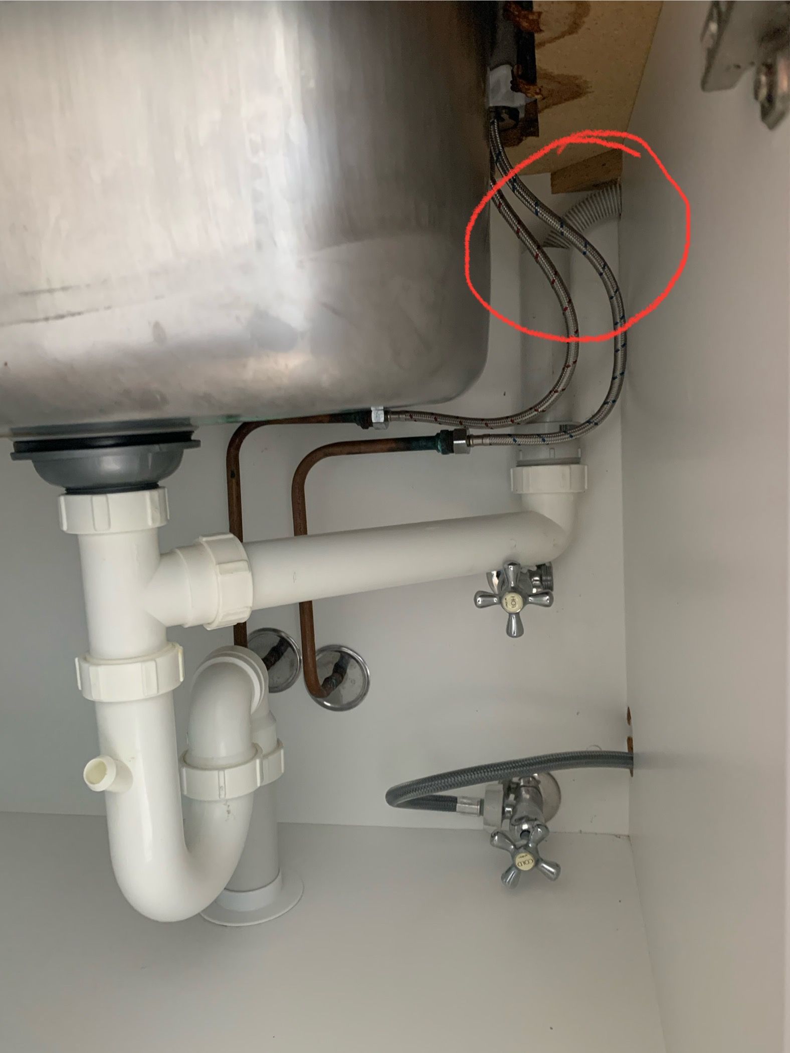 how to secure washing machine drain hose | Bunnings Workshop community