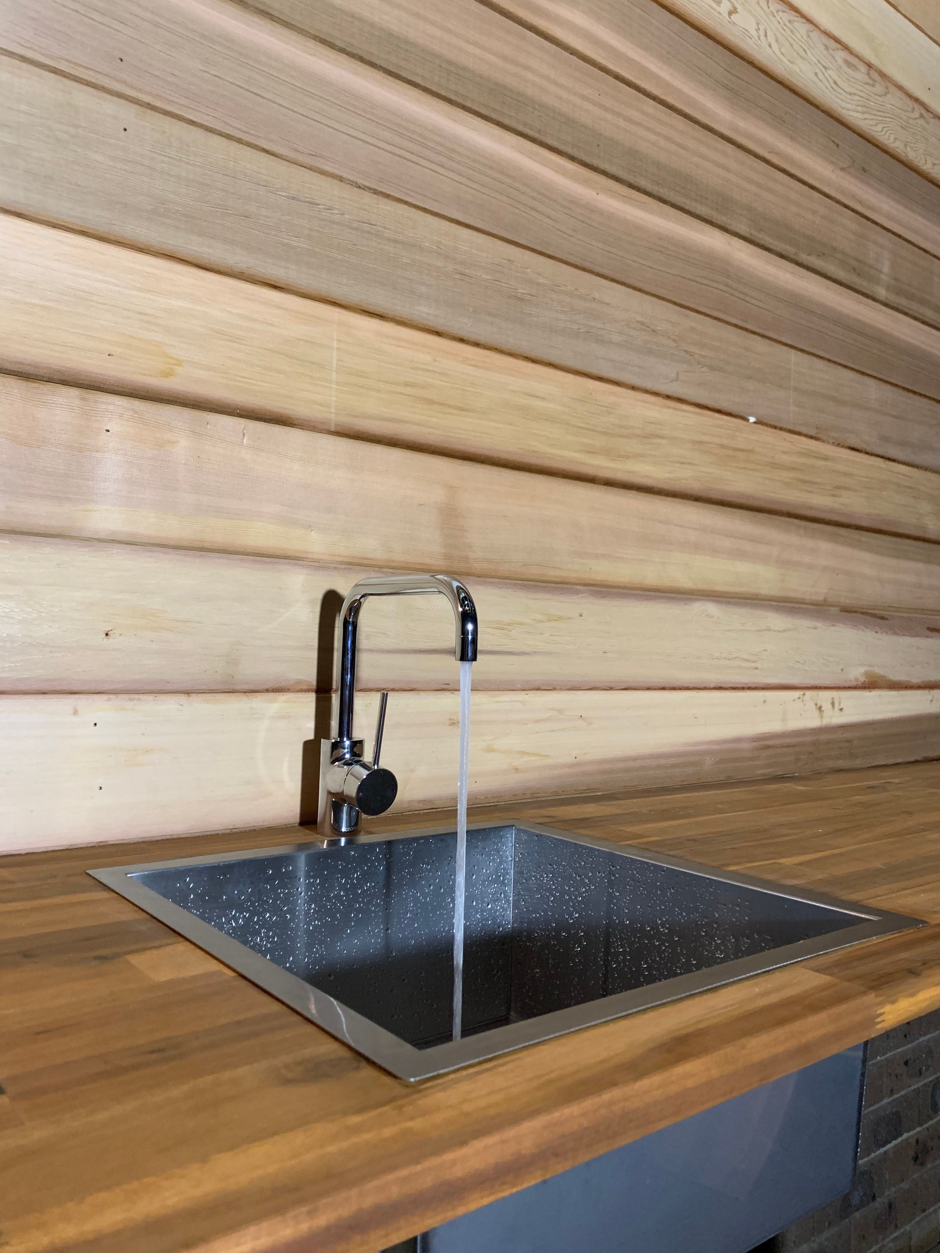 Outdoor kitchen with sink and cladding | Bunnings Workshop community