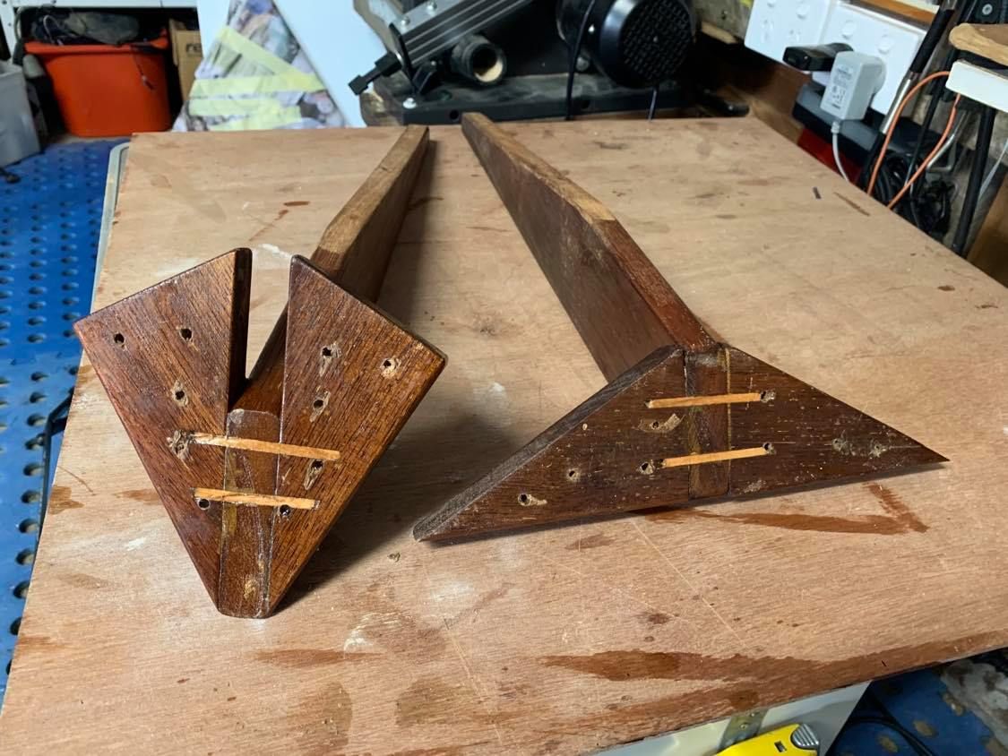 Triangular floating table | Bunnings Workshop community