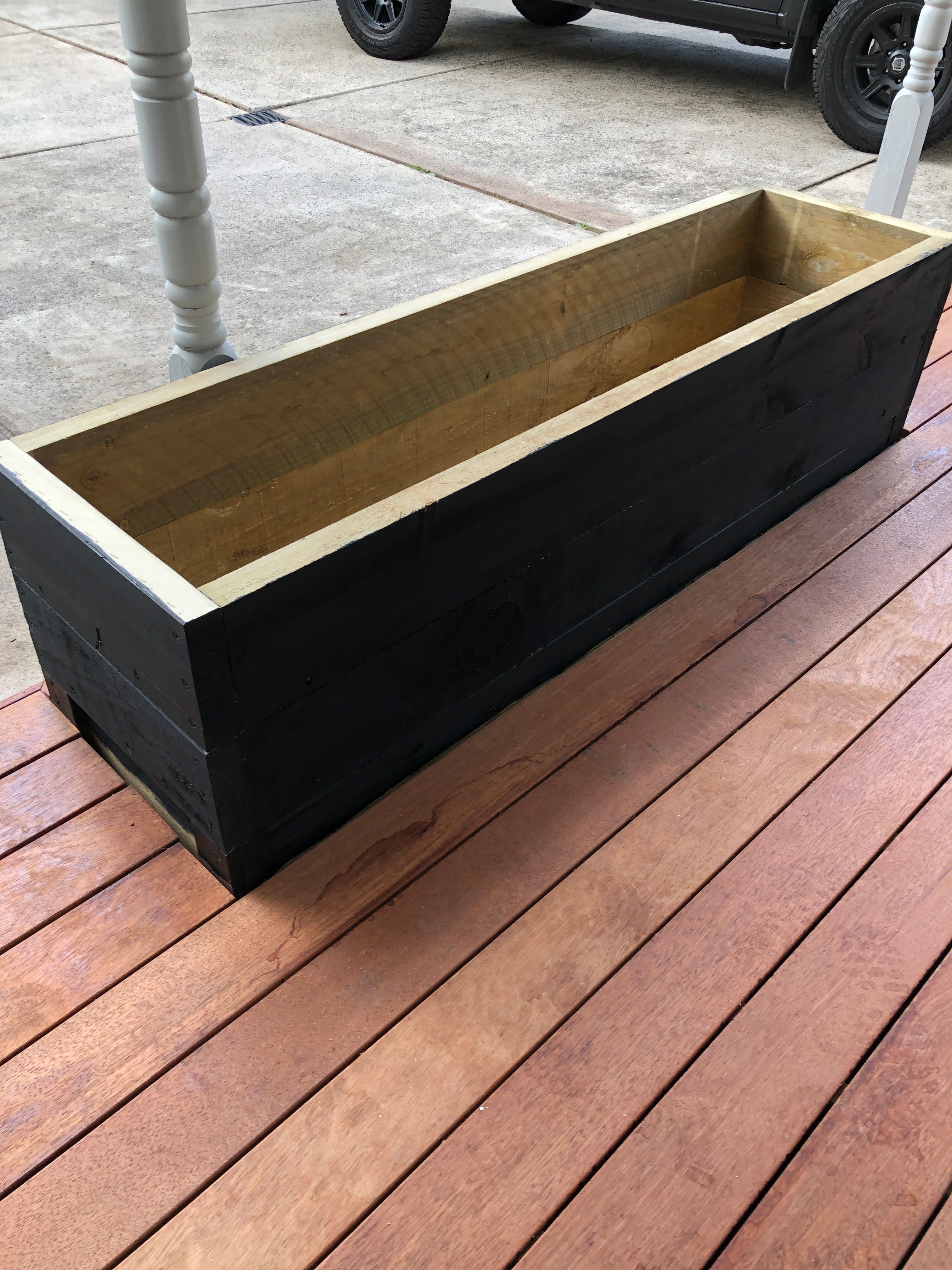 Low-level deck with built-in planter box | Bunnings Workshop community