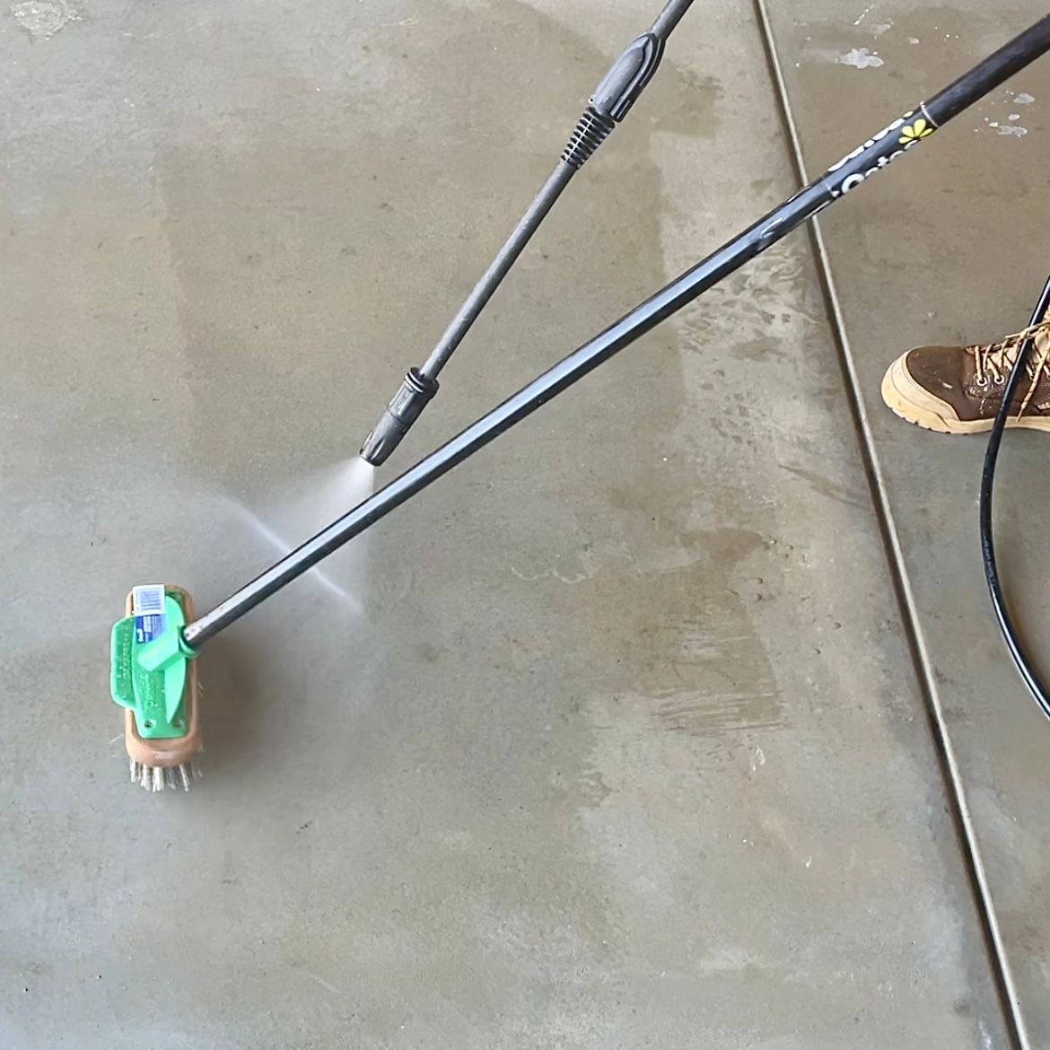 How to apply epoxy to a garage floor | Bunnings Workshop community