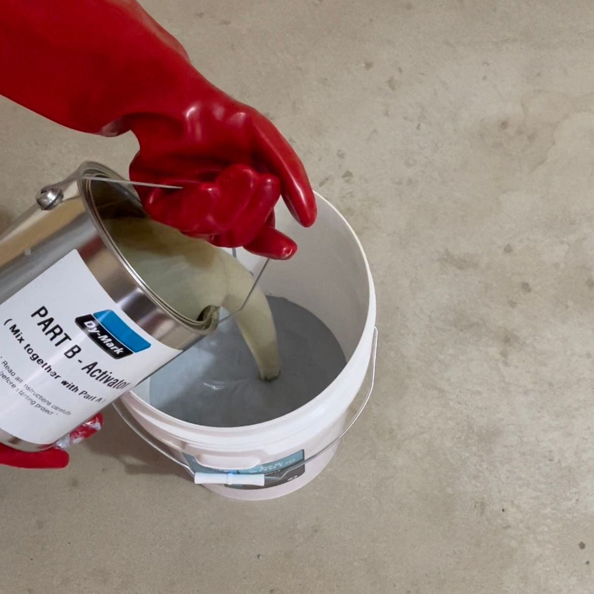 How to apply epoxy to a garage floor | Bunnings Workshop community