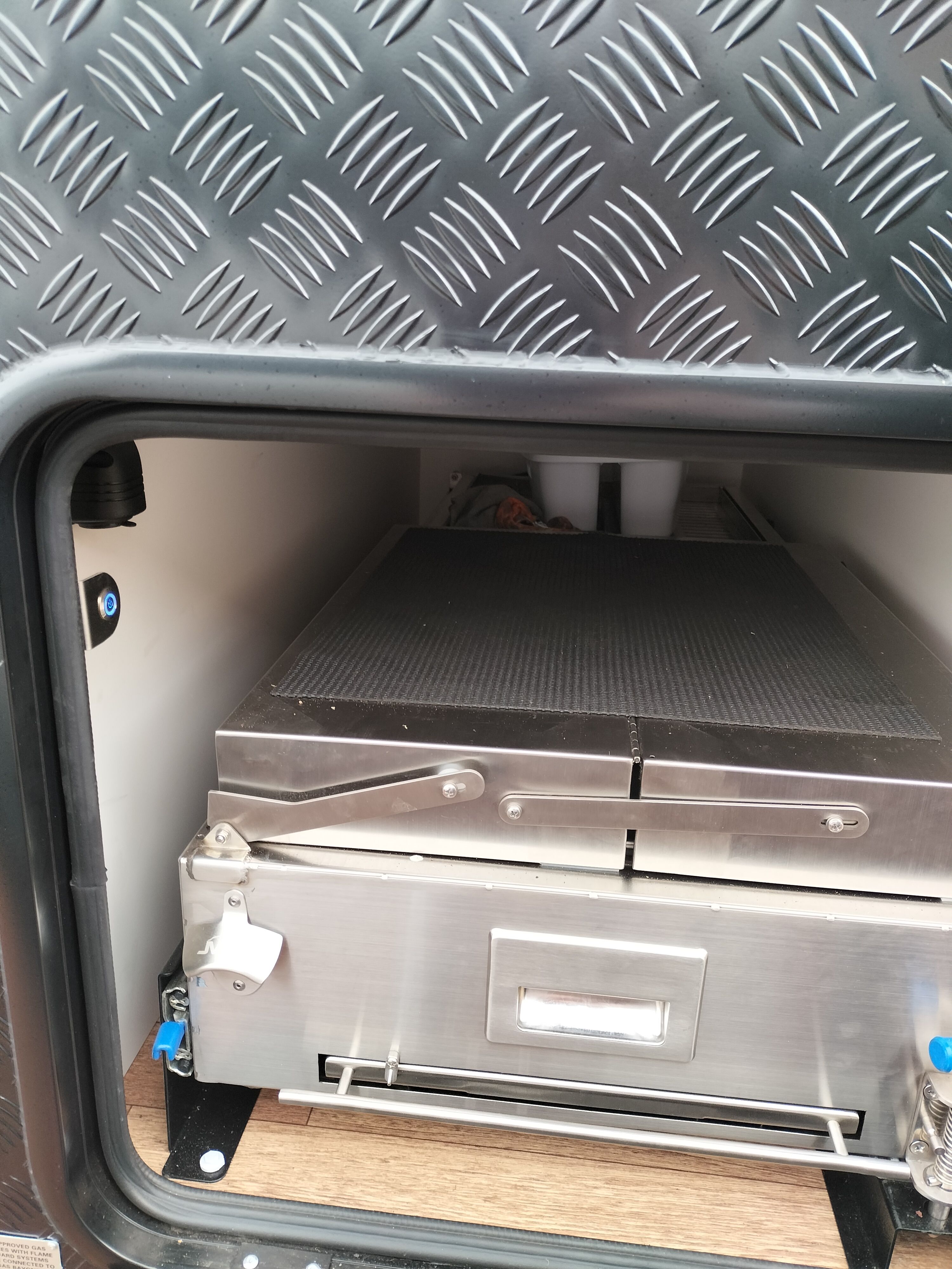 Drawer modification on caravan | Bunnings Workshop community
