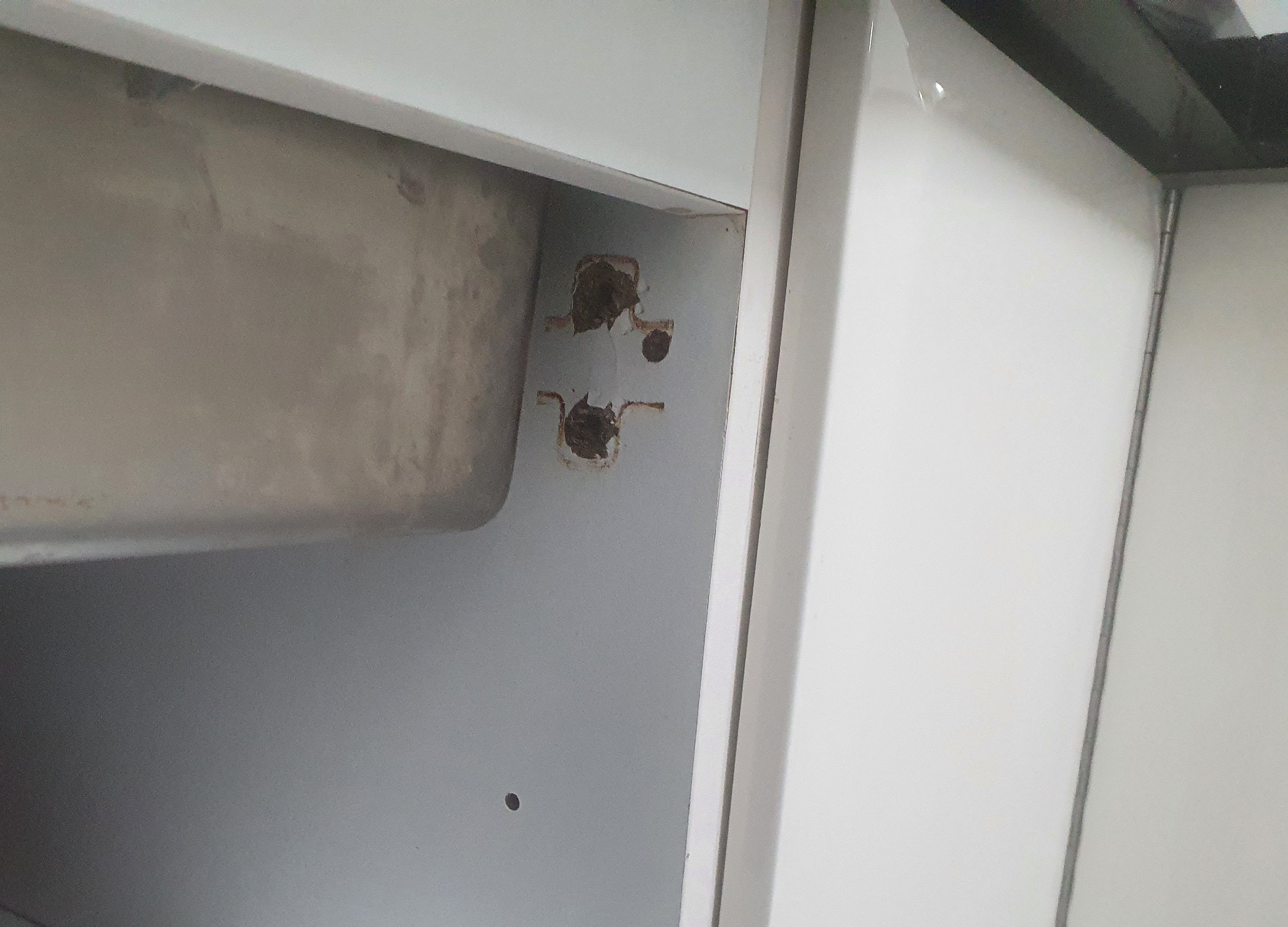 How to fix damaged kitchen cabinet door? | Bunnings Workshop community